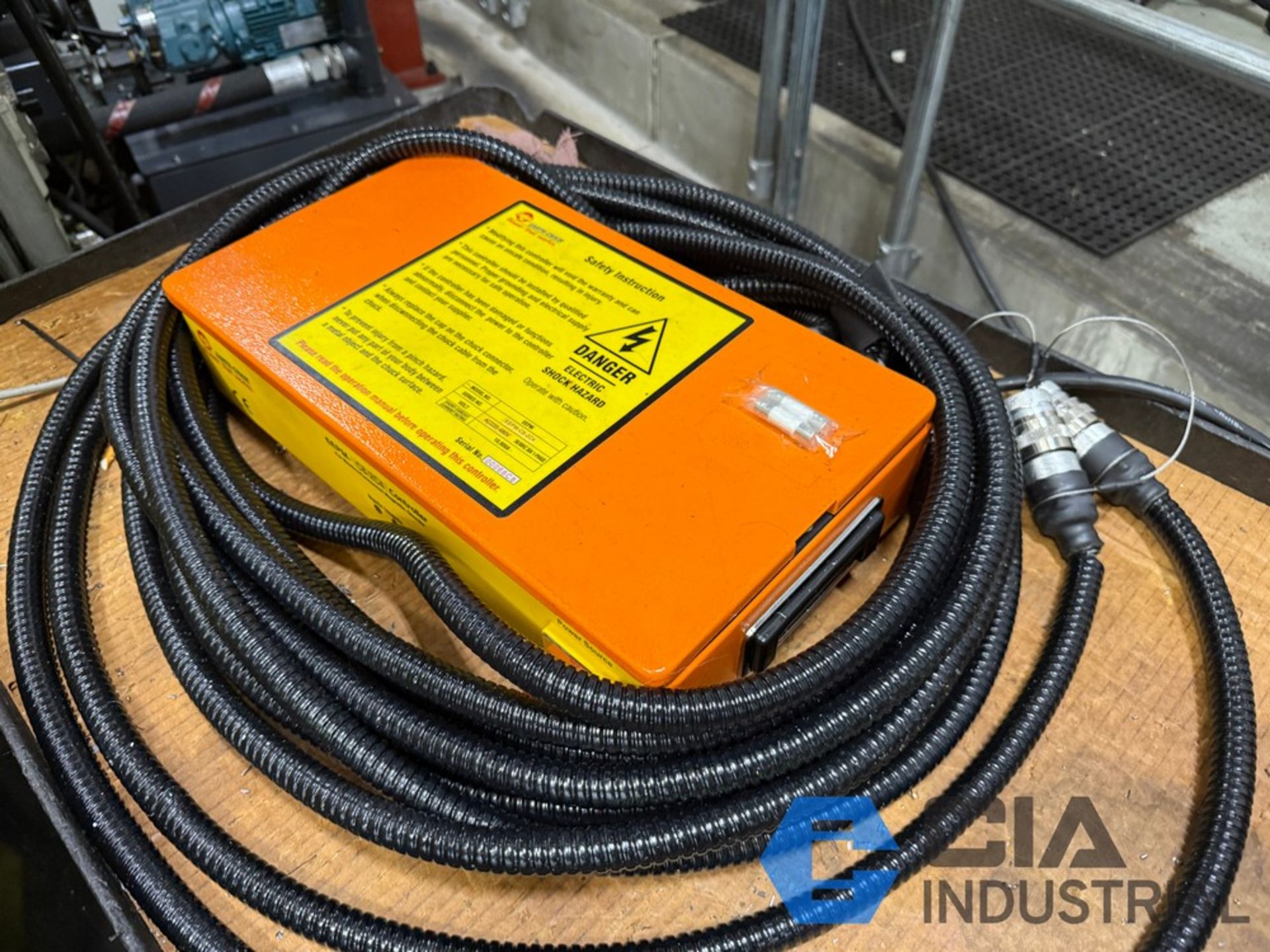 72" WIDE X 48" HIGH DRILLED & TAPPED ANGLE PLATE W/ 24" X 80 ...