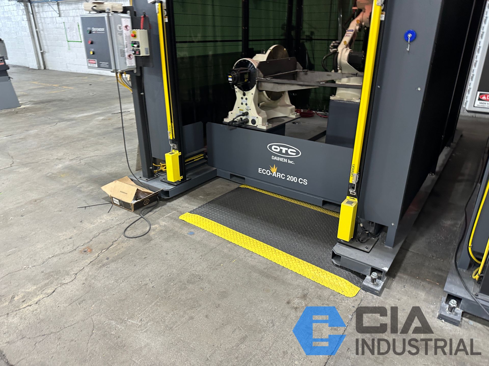 { Choice of lots: 151, 152, 153 } ****OTC Model Eco-Arc 200-CS Robotic ...
