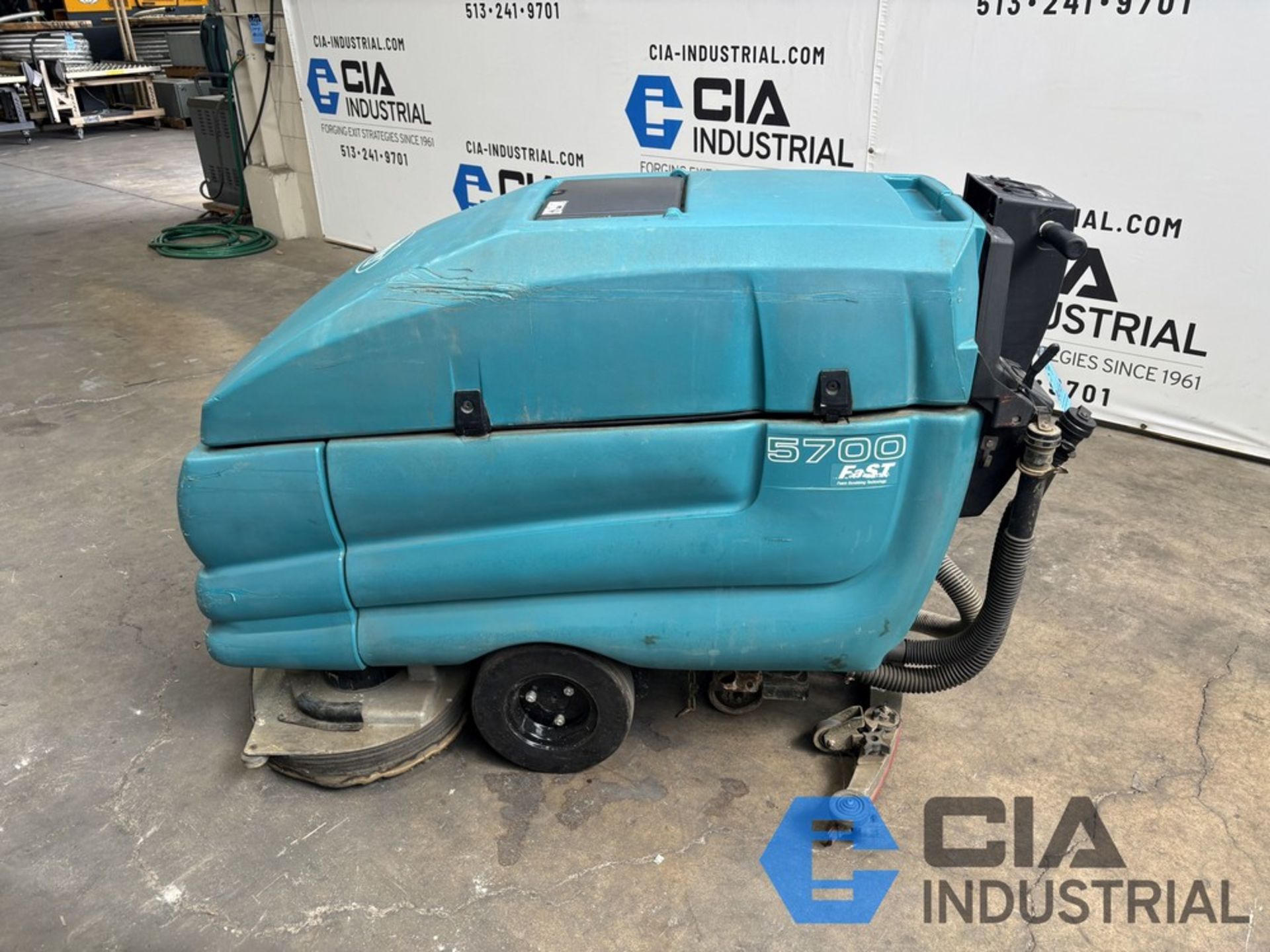 TENNANT MODEL 5700 ELECTRIC WALK BEHIND FLOOR SCRUBBER; FORK0925-54, s ...