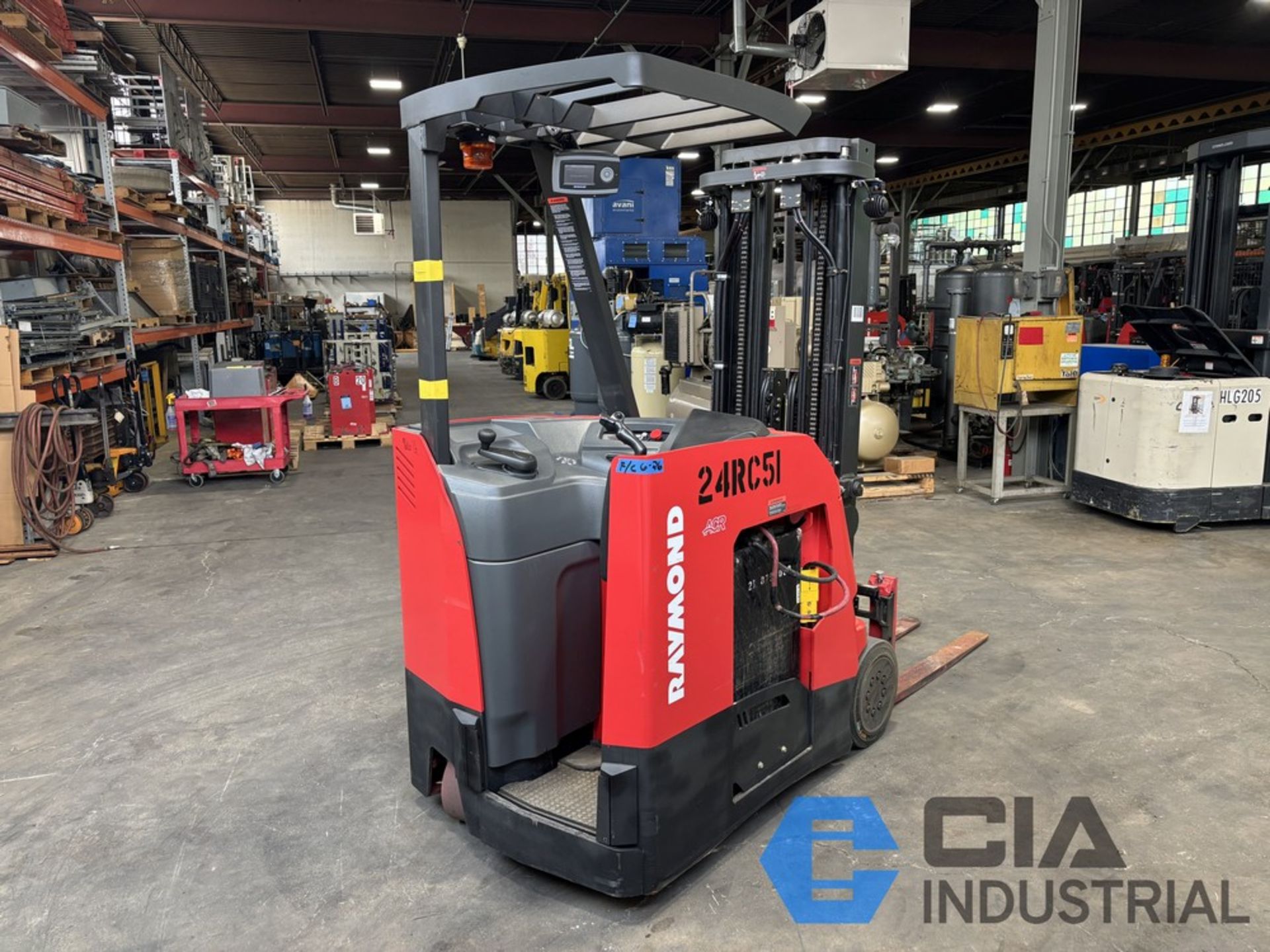 2024 - 3,500 LB. RAYMOND MODEL 425-C35TT STAND-UP ELECTRIC FORKLIFT ...