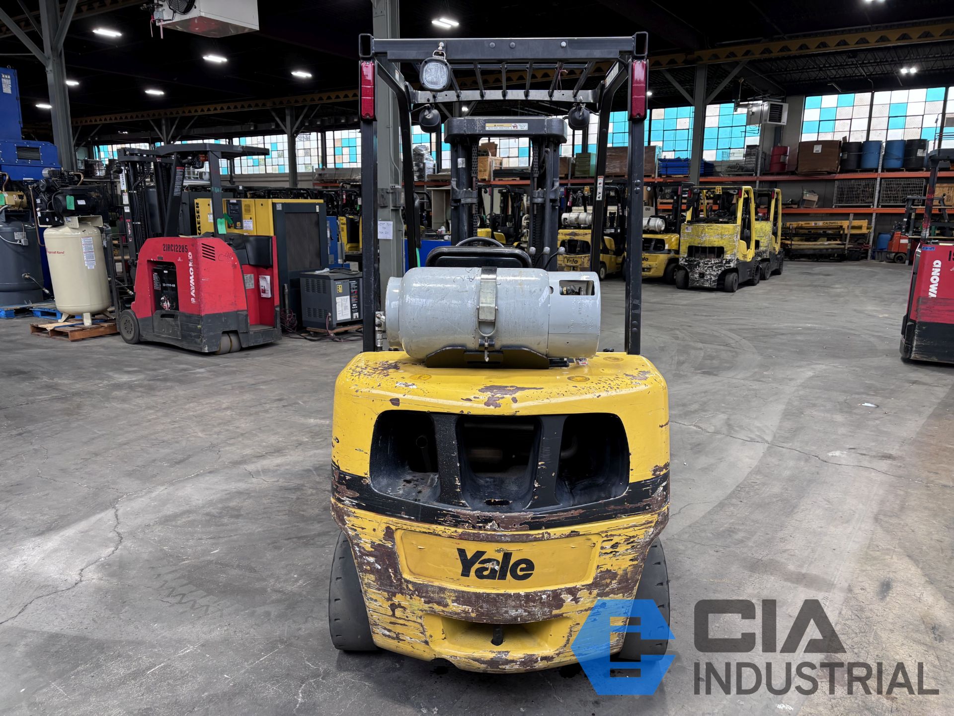 { Choice of lots: 54 } 2019 - 5,000 LB. YALE MODEL GLP050MX LPG SOLID ...