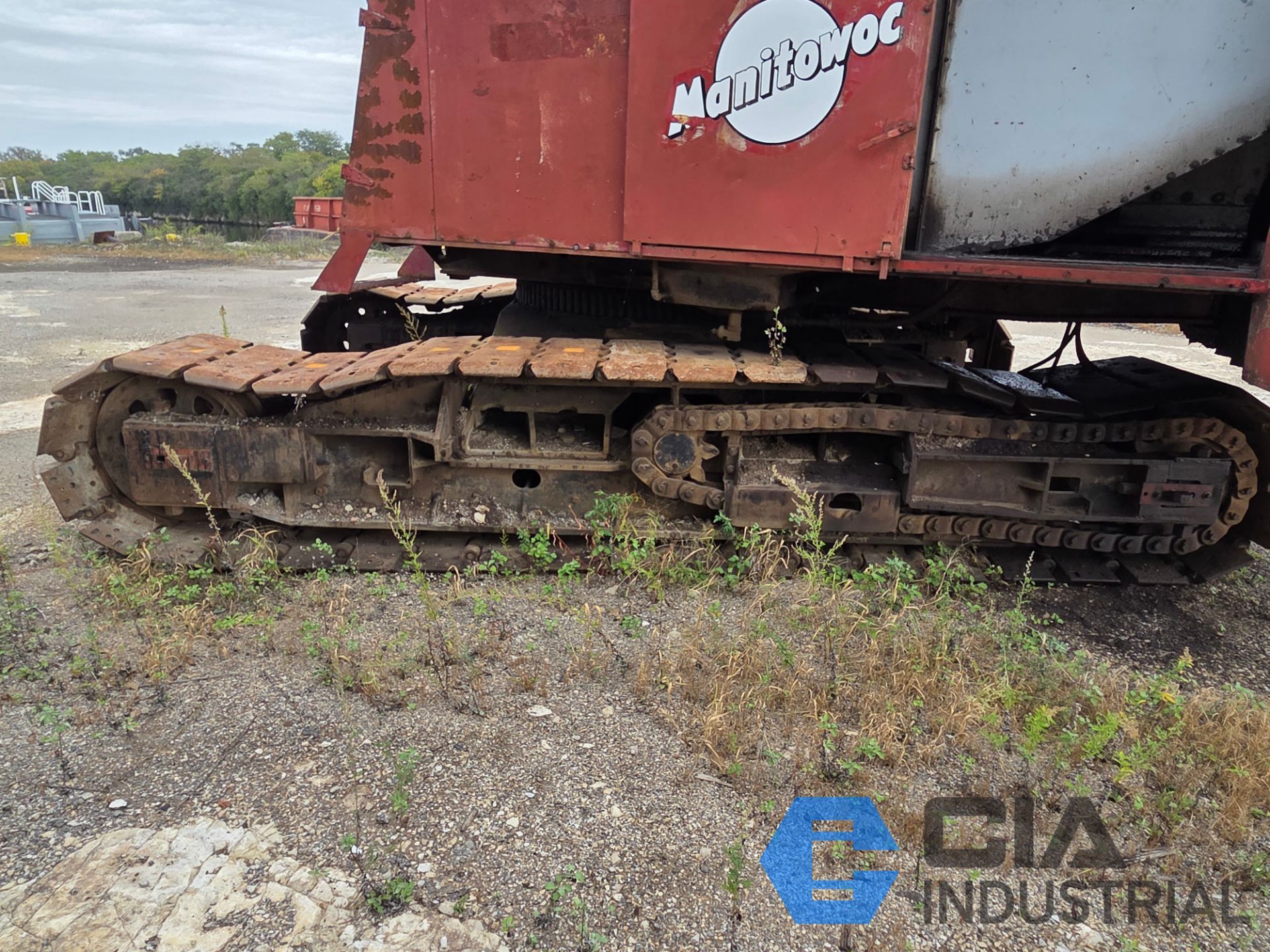 60 TON MANITOWAC MODEL 3000/ 3900 VICON CRAWLER CRANE; S/N 30236 ...