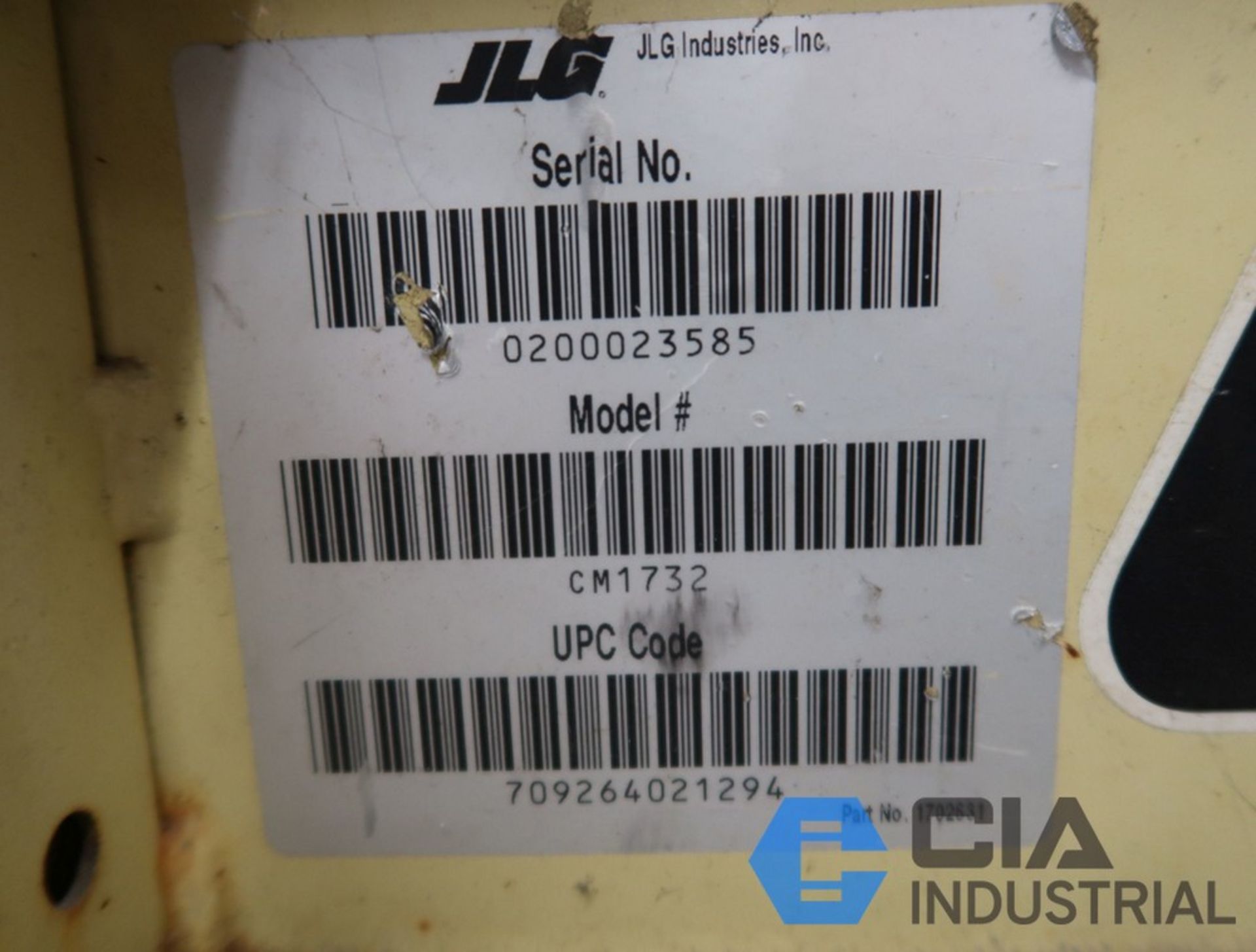 JLG MODEL CM-1732 COMMANDER 24 VOLT ELECTRIC SCISSOR LIFT; S/N ...