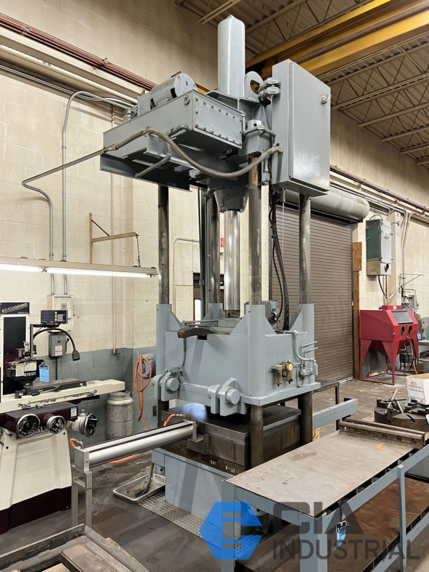 150 TON DAKE 18-370 4-POST HYDRAULIC SPOTTING PRESS; S/N 153247, 40" X ...