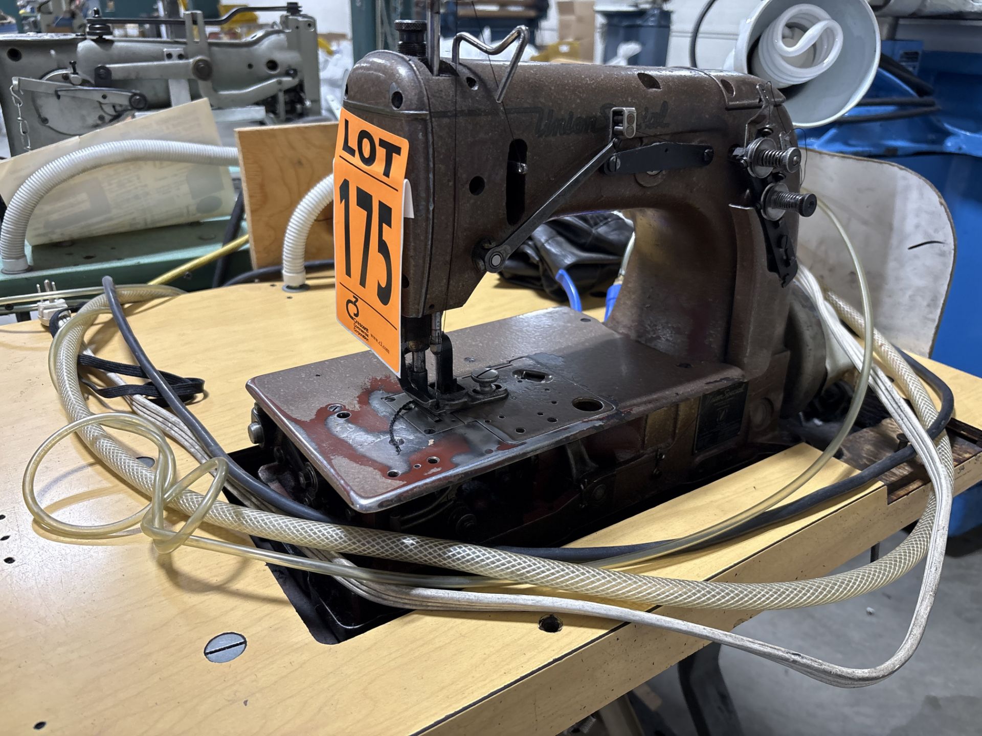 UNION SPECIAL mod. 2291 Back Seam Machine with EFKA Controller Type ...