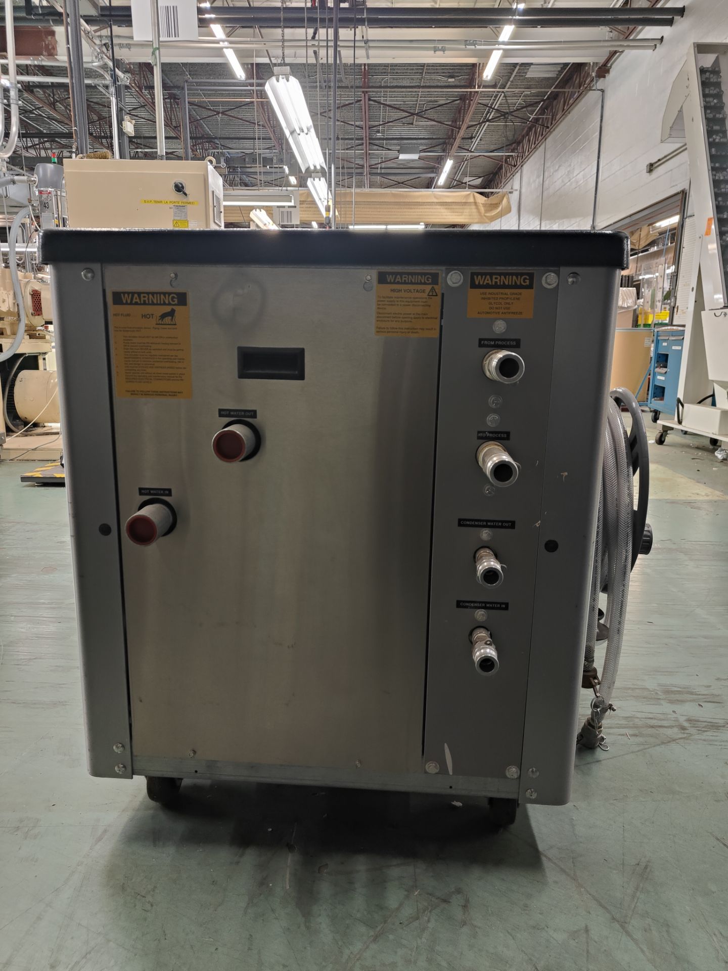 ADVANTAGE Maximum Chiller mod. BI-2WM1-1035HE, with M Chiller Control ...