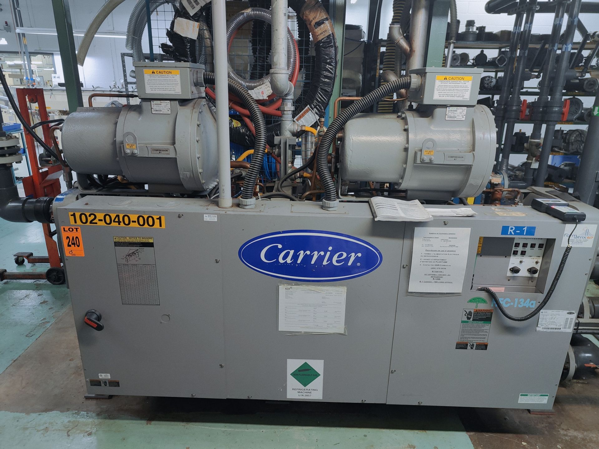 CARRIER 30HX Water-Cooled Packaged Screw Chiller mod. 30HXC096RA-161AA ...