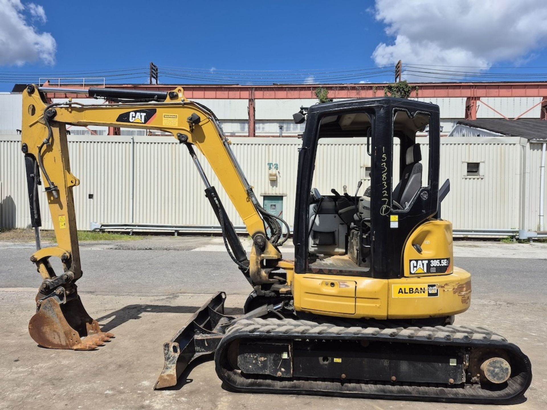 Make: caterpillar, make: 305.5e2, year: 2017, sn: cat3055eccr503456 ...