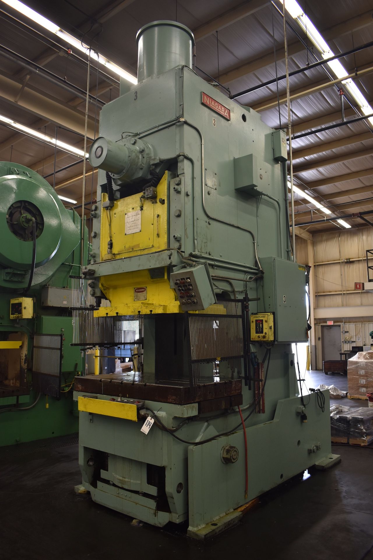 NIAGRA 250 TON MODEL E250 OBI PUNCH PRESS S/N 49493, 58 IN. X 34 IN ...