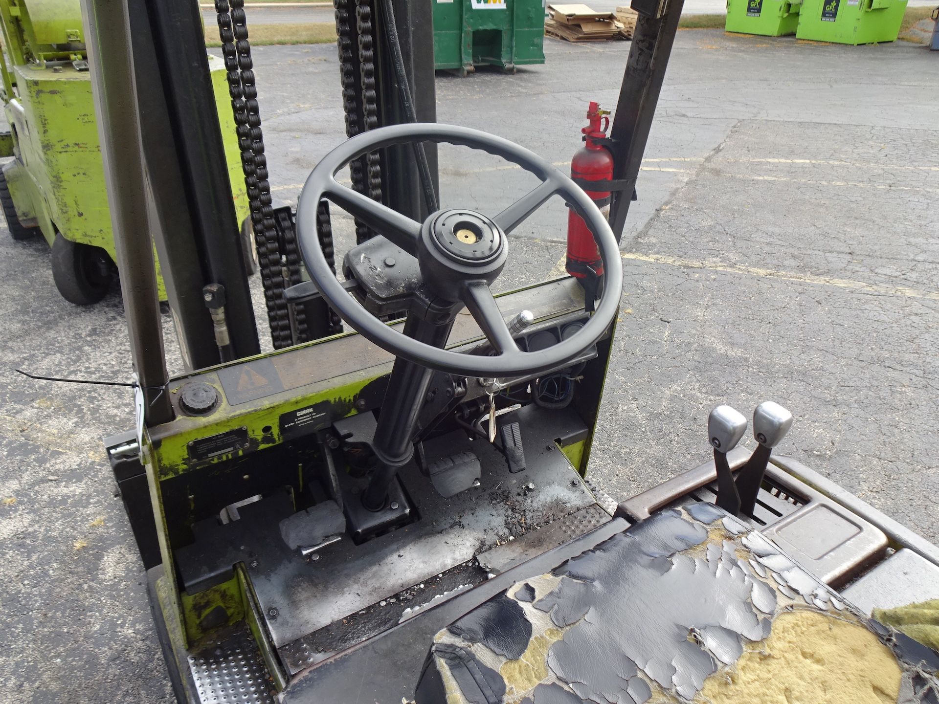 CLARK 5350 LB. CAPACITY MODEL GCX30 LP FORKLIFT TRUCK S/N GX230-1439 ...