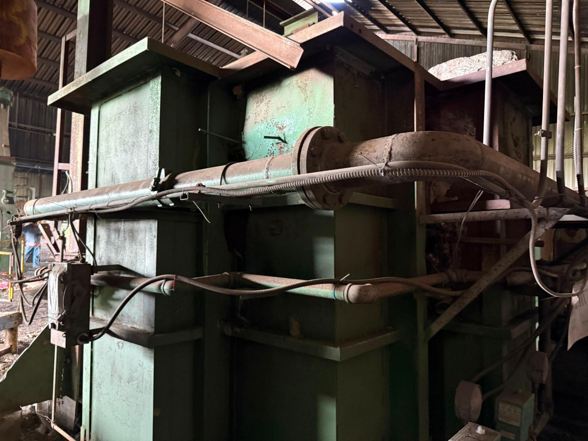Forge Furnace / Oven (333) Aproximate inside dimensions: 84 W x 72 Deep ...
