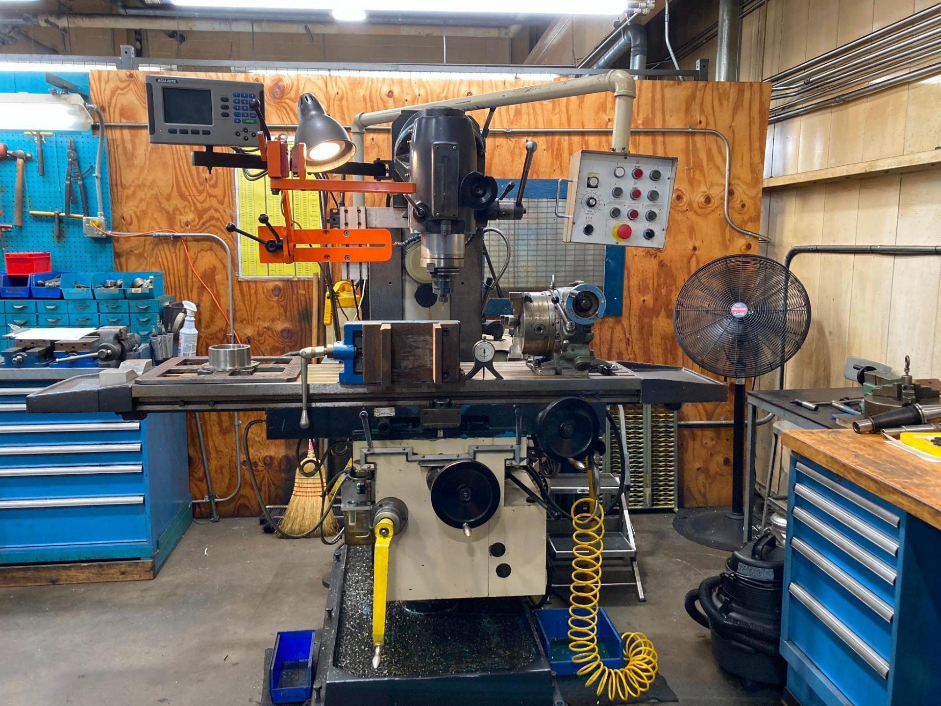 Summit Universal Milling Machine Model: 3UH-POA-Q S/N: N/A Year: N/A ...