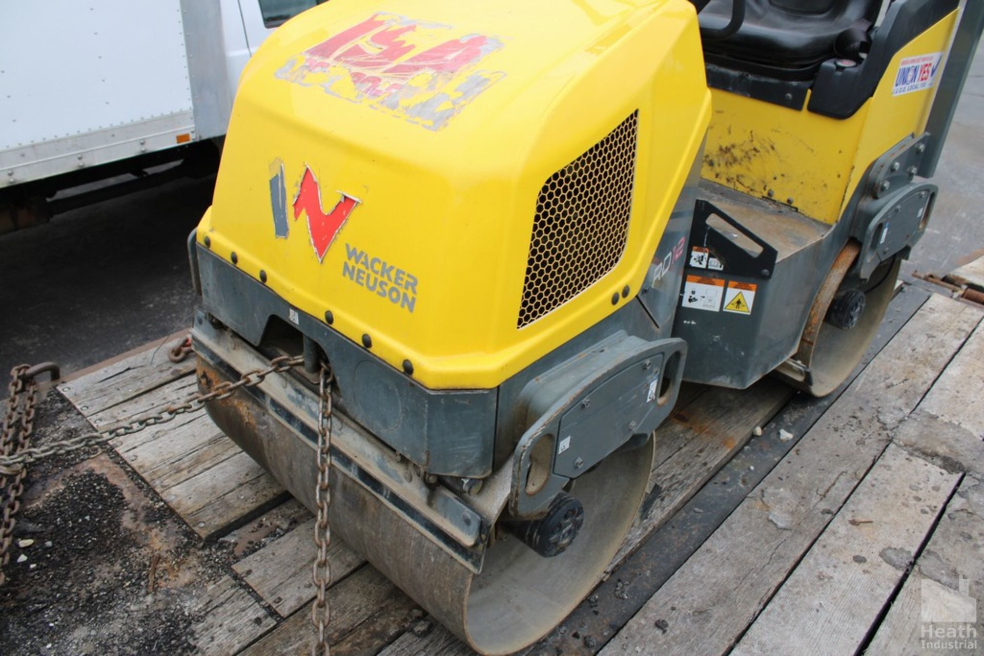 WACKER NEUSON MODEL RD12 TANDEM ROLLER 1,700 HOURS SHOWN UNKNOWN S/N