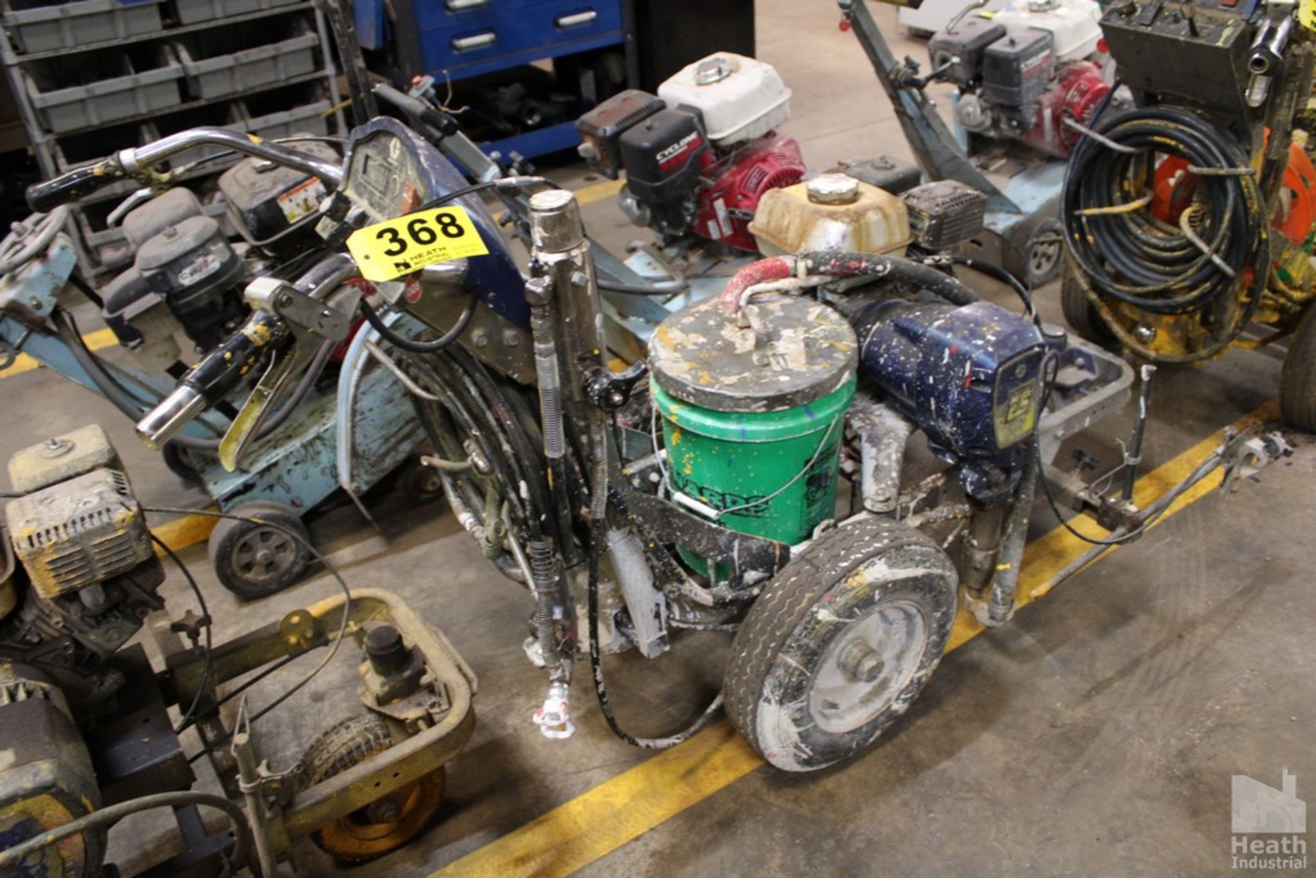 GRACO LINELAZER MODEL 5900 GAS POWERED PAINT STRIPER