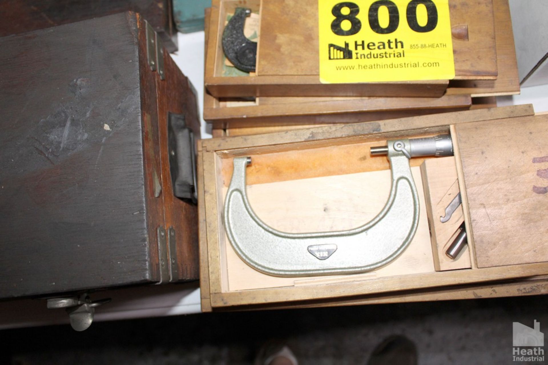 (4) VIS MICROMETERS SIZED 2" TO 5"