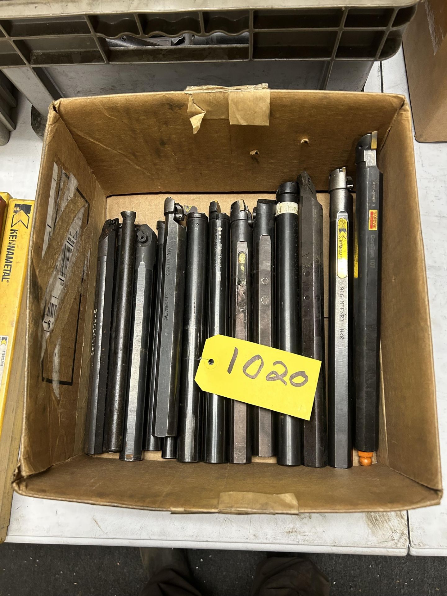 ASSORTED BORING BARS IN BOX
