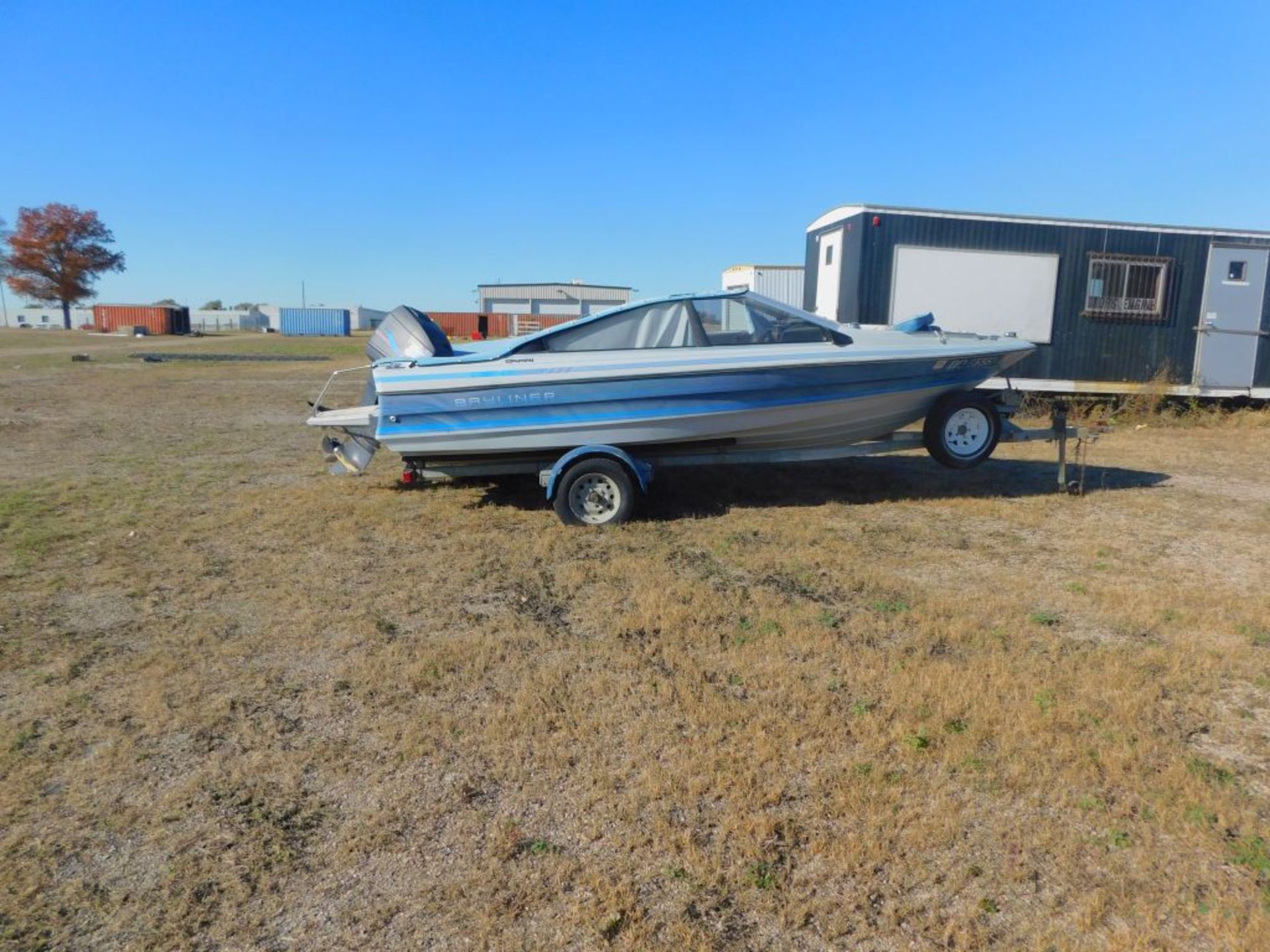 Bill of Sale Only - No Title - No Registration: 1989 Bayliner boat, 16 ...