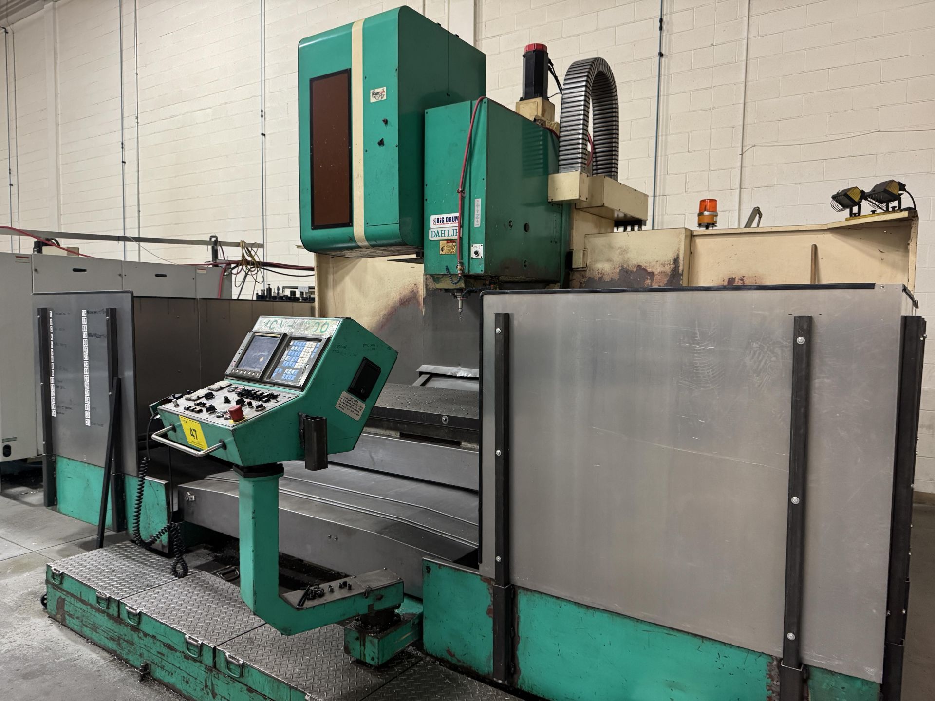 DAHLIH DL-MCV1700 CNC VERTICAL MACHINING CENTER, FANUC SERIES O-M CNC ...