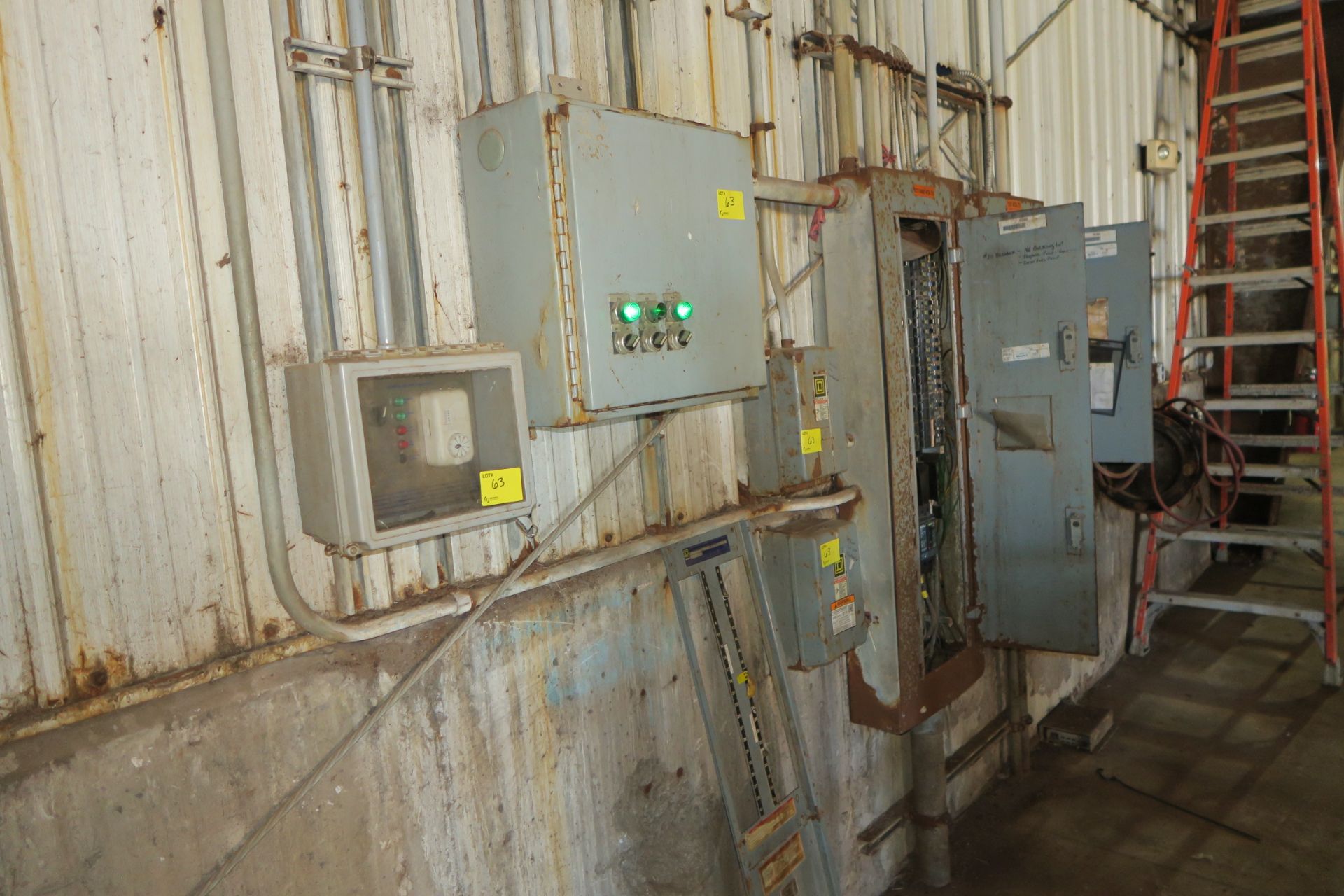 LOT OF (6) PANELS, 200 AMP BREAKER PANEL, 100 AMP BREAKER PANEL, (2 ...