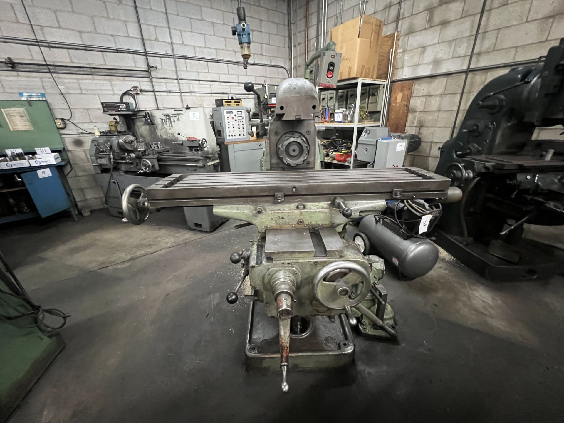 MODEN #2 HORIZONTAL MILLING MACHINE W/ KEARNY & TRECKER ATTACHMENT, 11 ...