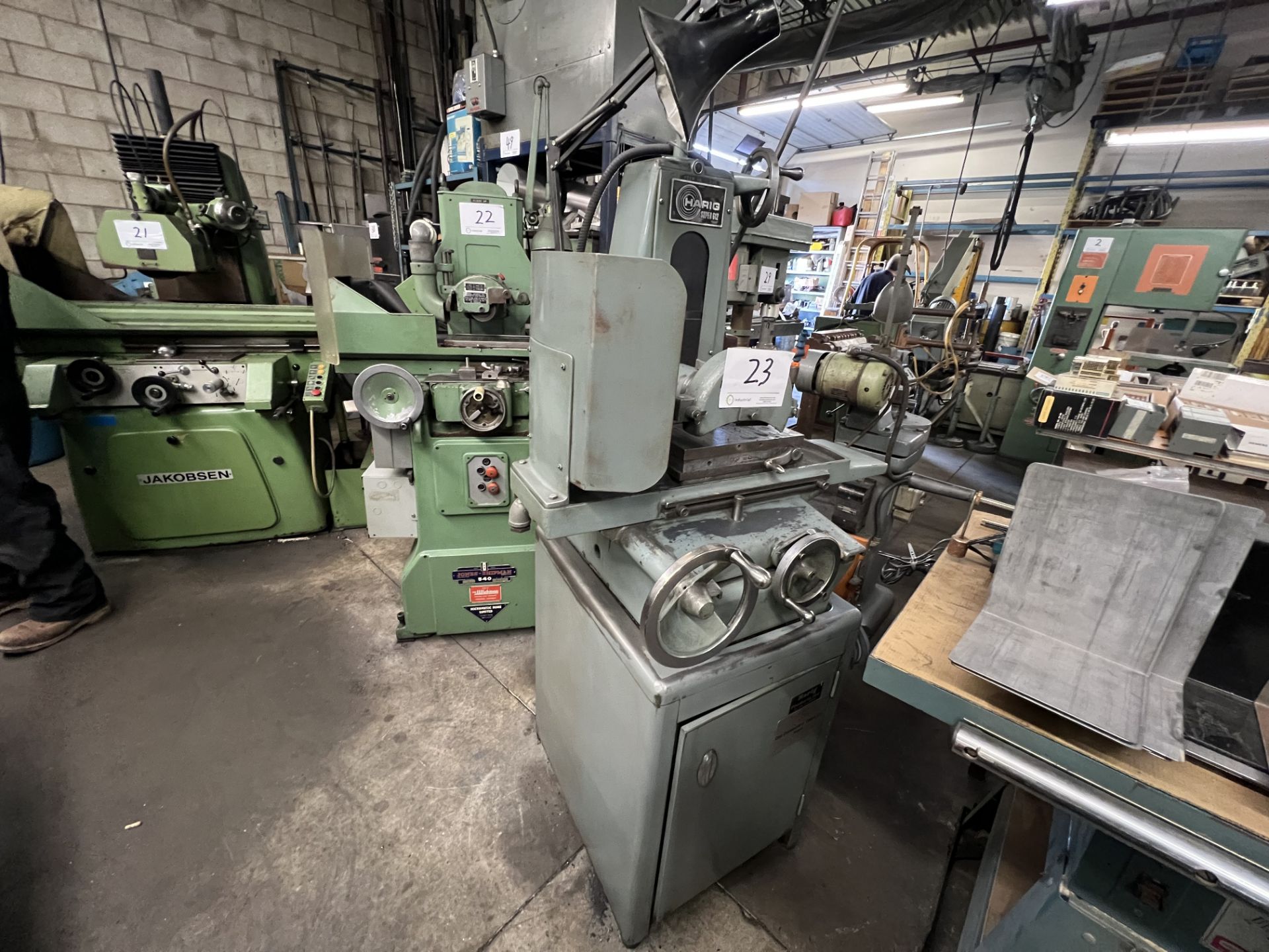HARIG SUPER 612 SURFACE GRINDER W/ 6" X 12" MAGNETIC CHUCK AND GRINDING ...