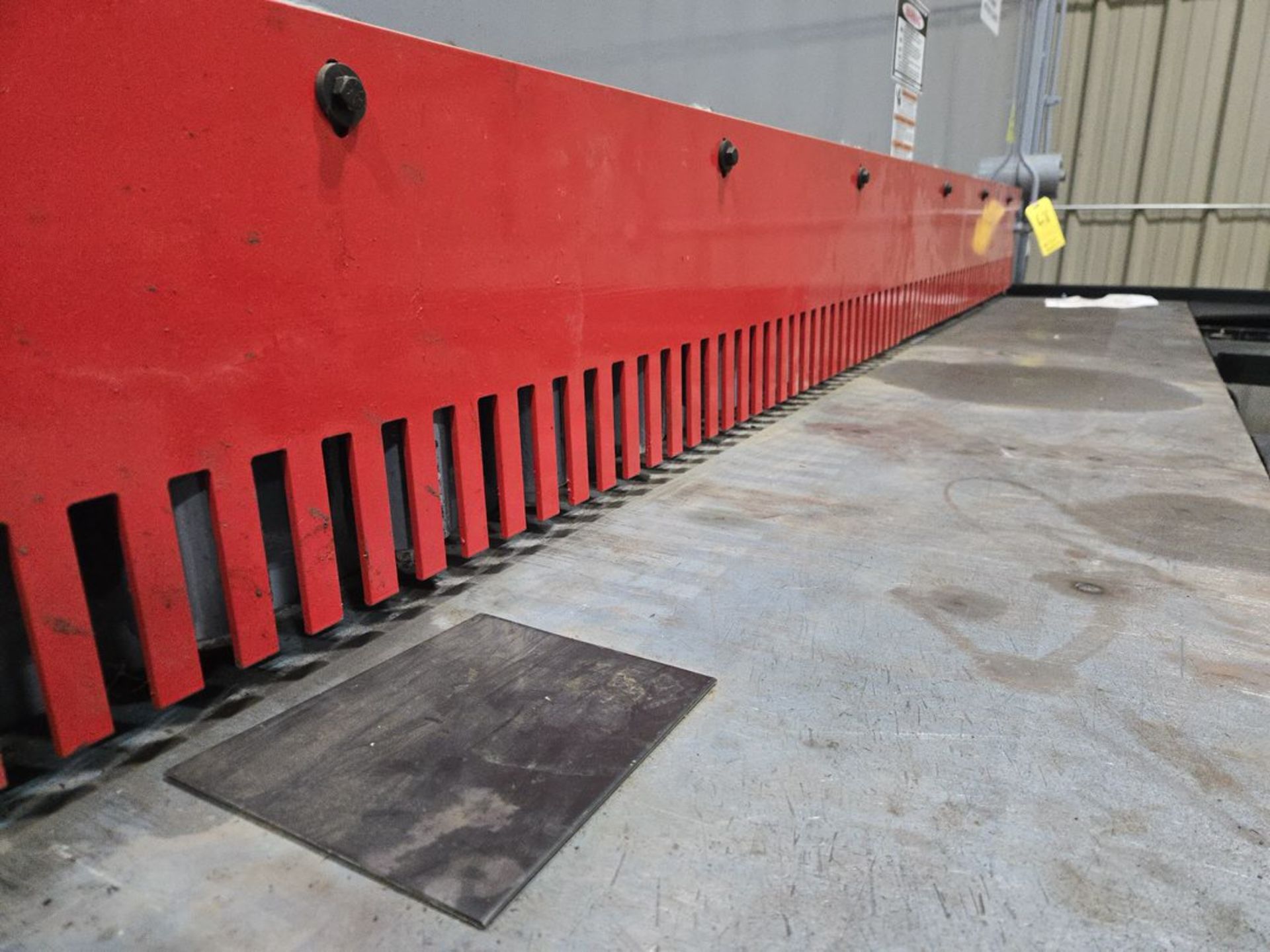 Krras 10' x 3/8" Hydraulic Plate Shear