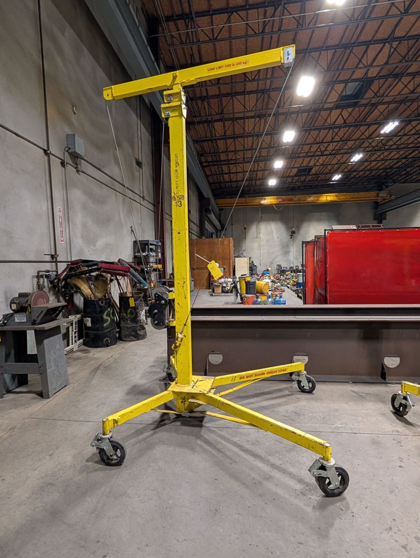 Sumner Material Lift