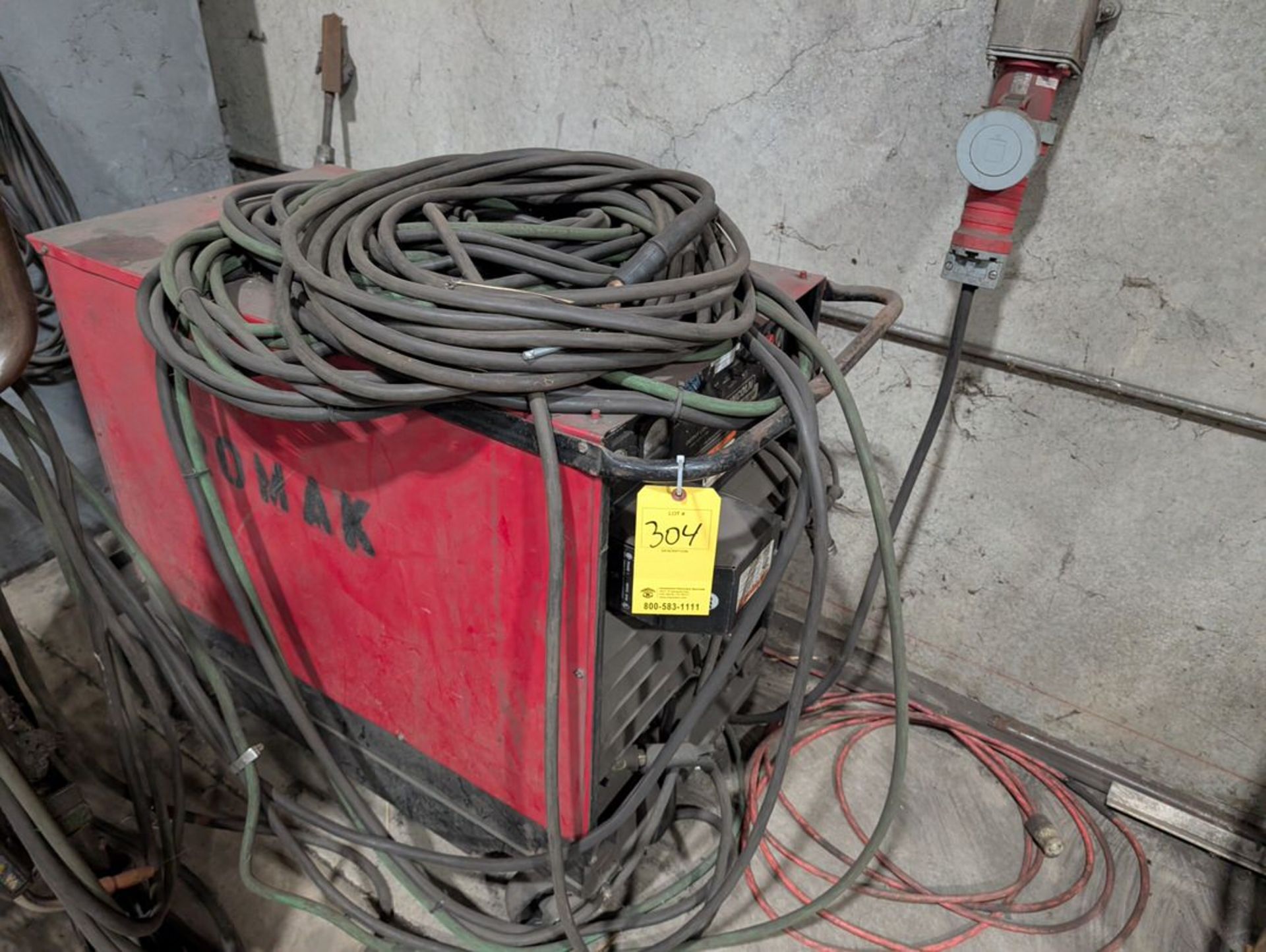 LE DC-1000 Welder 230/460V 3PH 60HZ; W/ Wire Feeder
