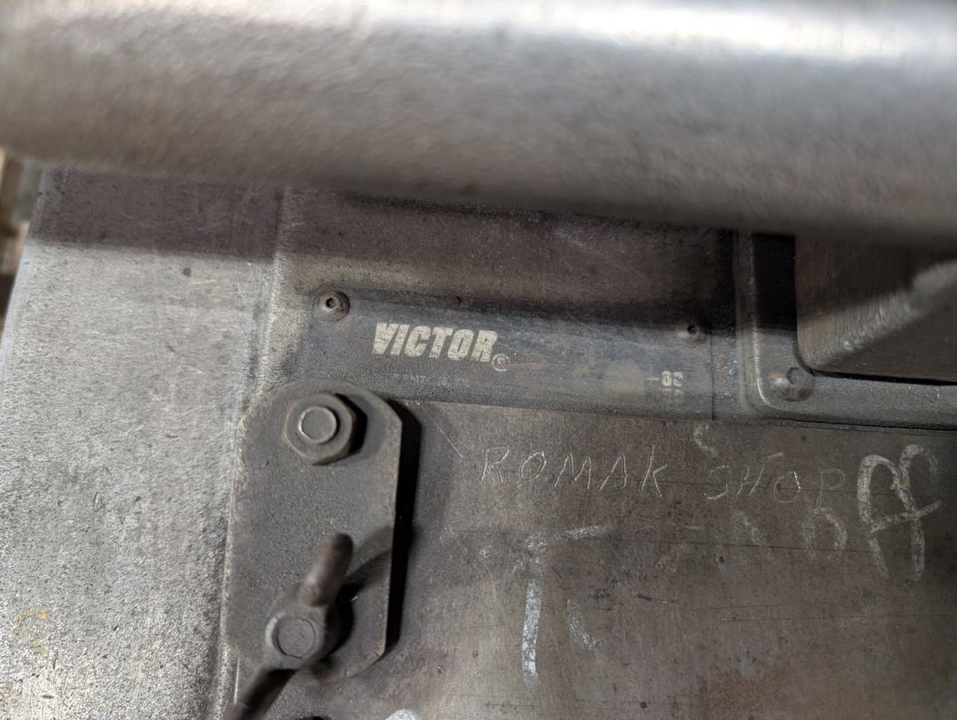 Victor VCM 200 Portable Cutting Machine 110V, W/ (2) Rails 73-1/2"