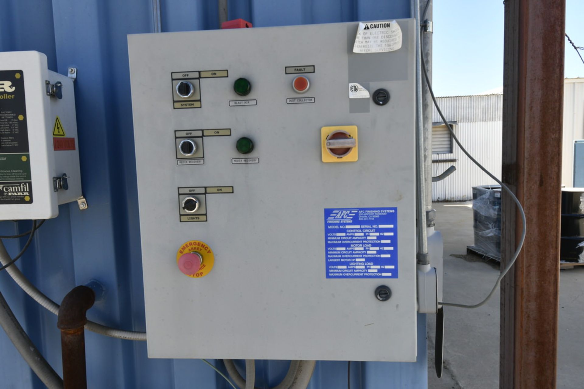 AFC FINISHING SYSTEMS PORTABLE BLAST ROOM, 40' CONNEX BOX SHELL, RECIRC ...