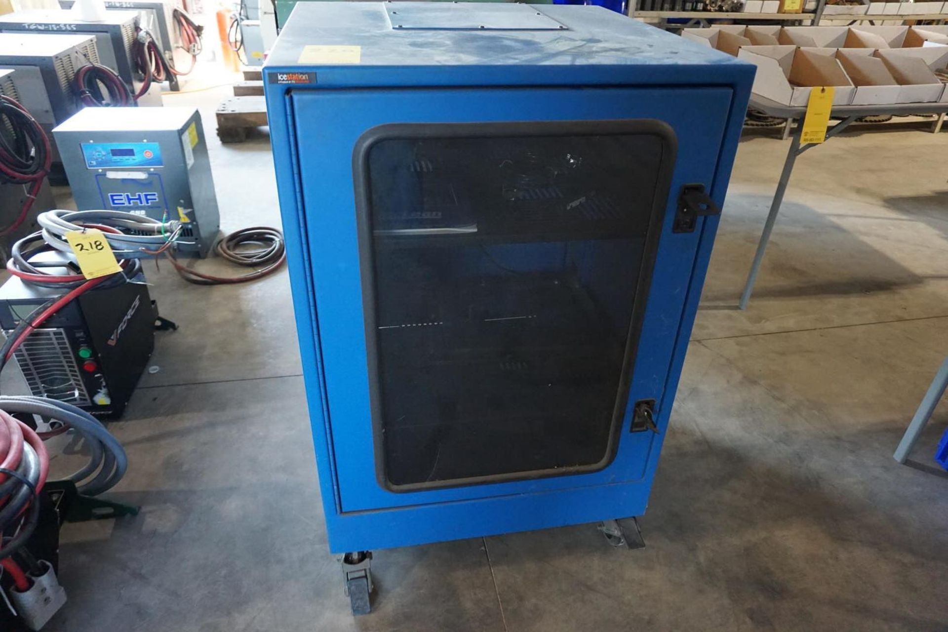 APW APC STORAGE CABINET
