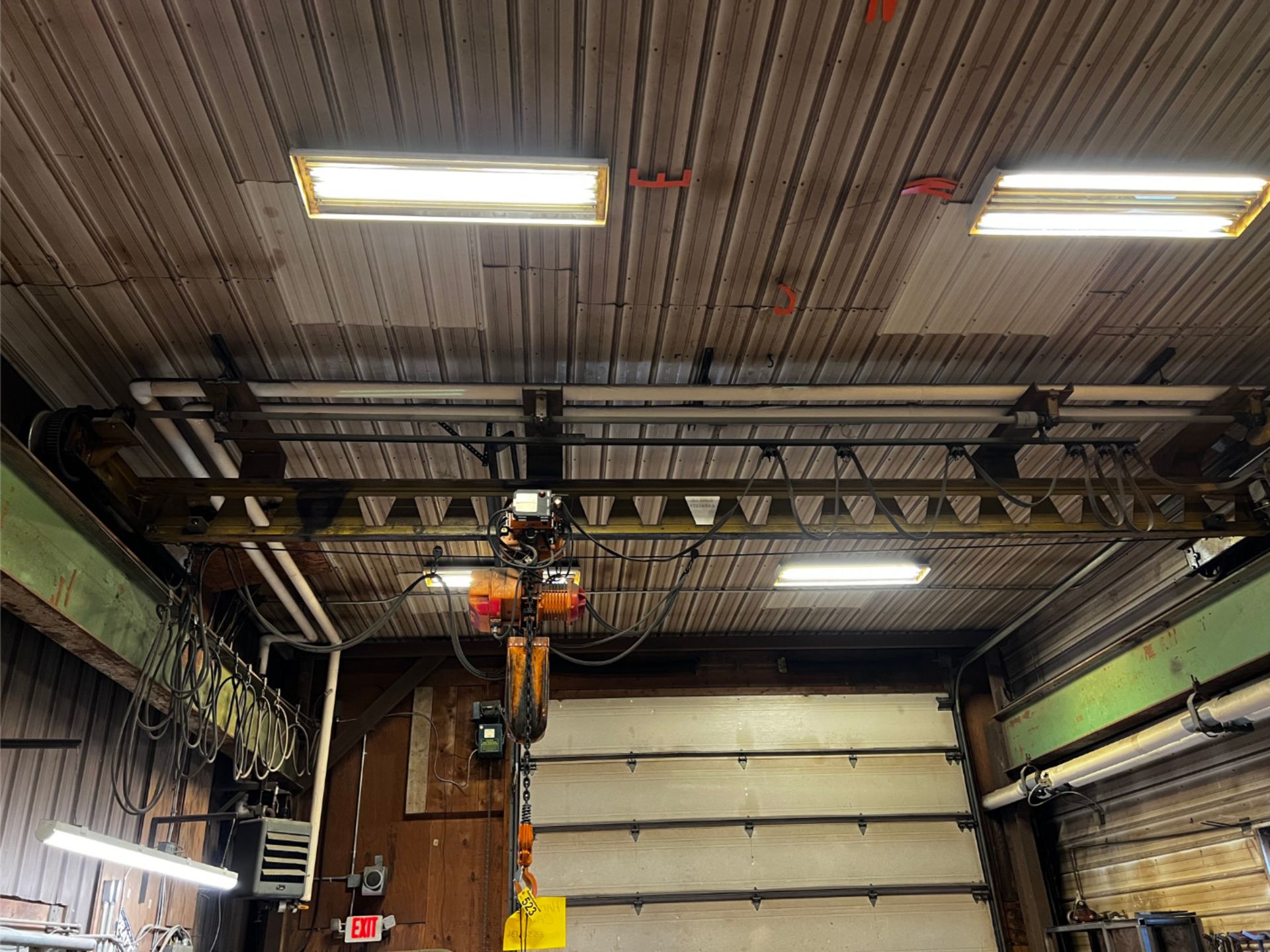 HARRINGTON MODEL E53B-136 3-TON CRANE W/ TOP RUNNING 21' BRIDGE CRANE ...