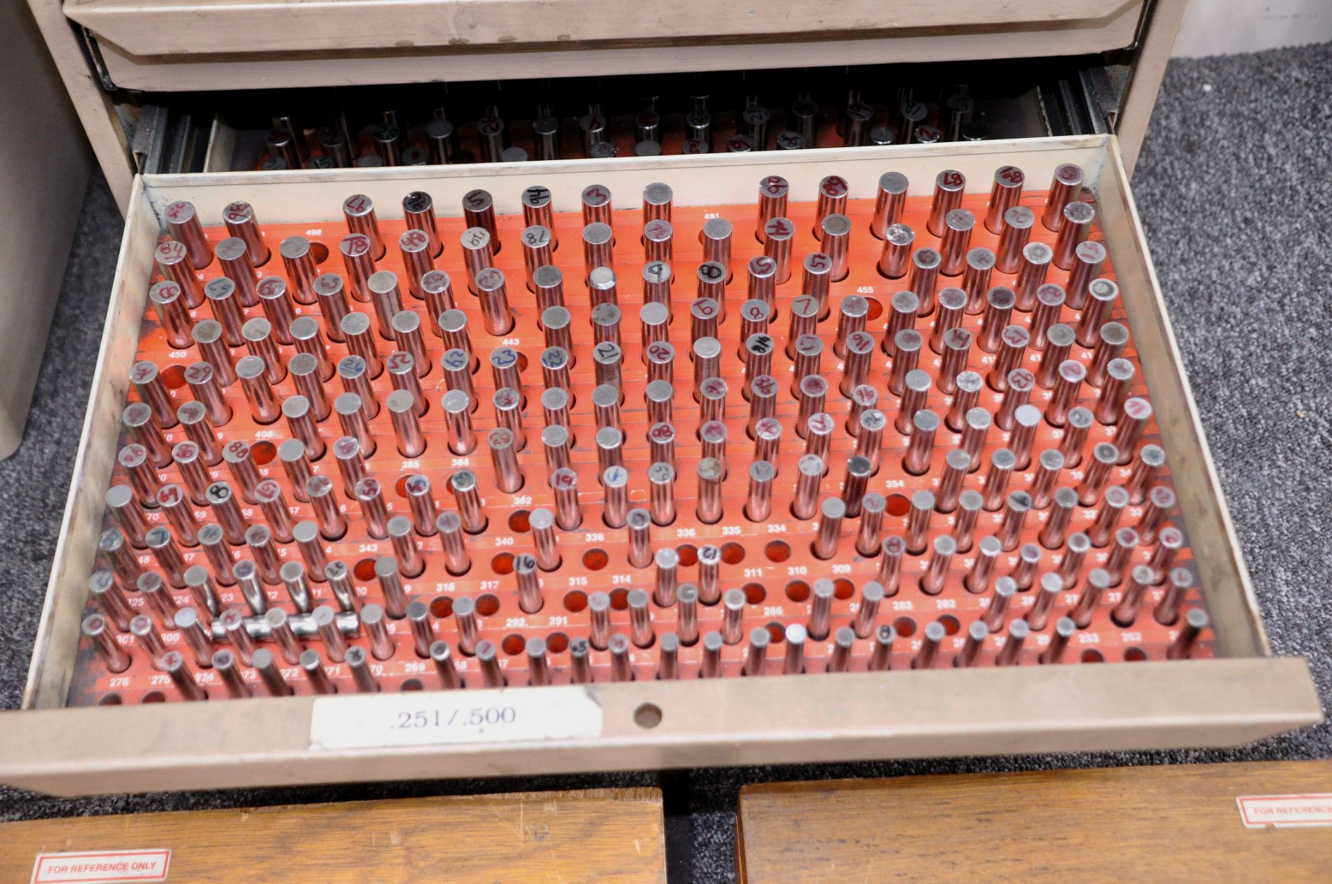 4-Drawer Pin Gage Cabinet with 0.61" to .750" Pin Gages