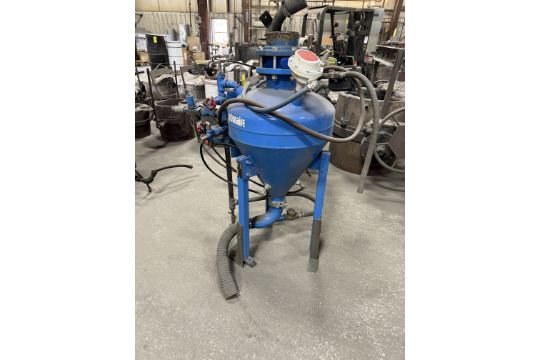 New Cyclonaire sand transporter proj. 201211 s/n DPG3B2563 (Located at ...