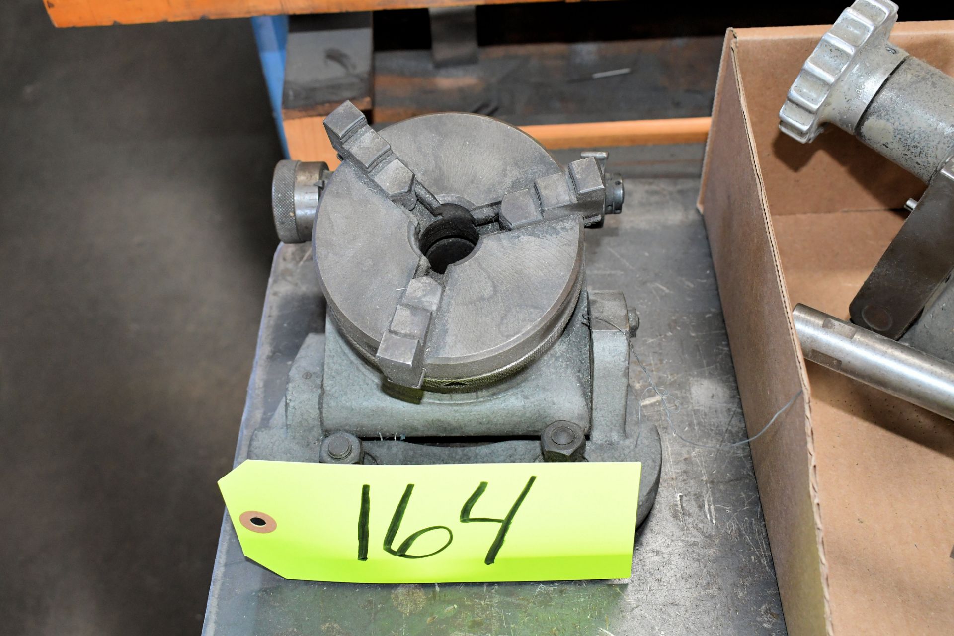 4" 3-Jaw Chuck Universal Grinder Attachment