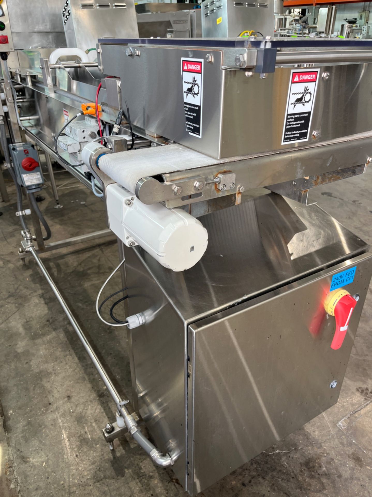 STAINLESS STEEL 4-LANE L TRANSFER CONVEYOR WITH S/S LANES DIMENSIONS ...