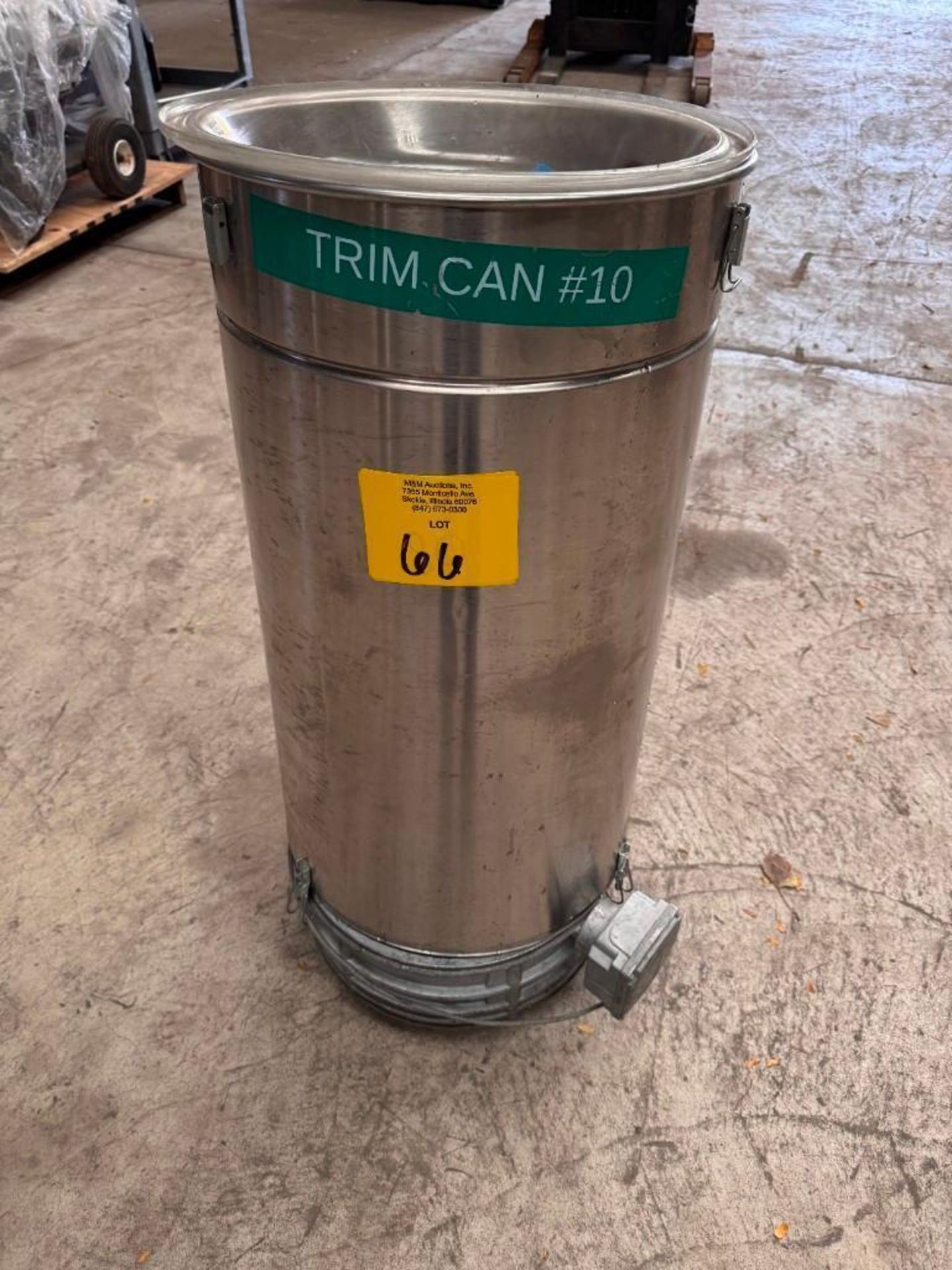 Trim canister, stainless steel construction. For rigging and removal ...