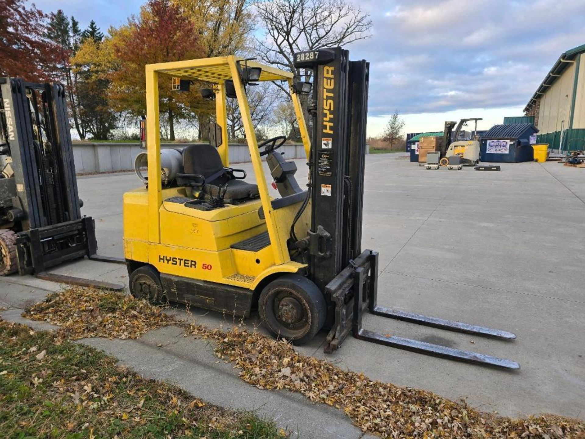 Hyster S 50 XM Forklift, SN D187V06431U, Maximum Load: 4,900 Lbs ...