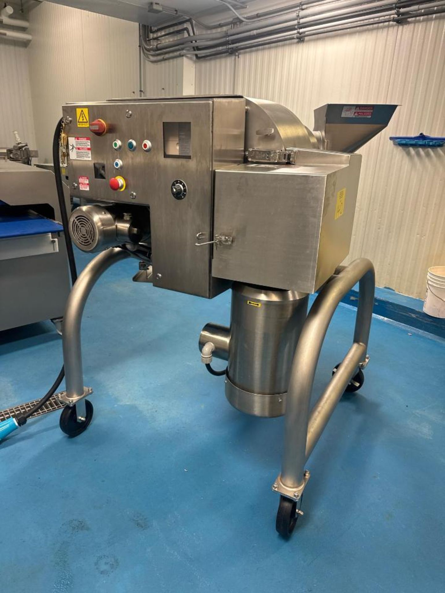 Urschel Affinity Dicer, SN 306, Year: 2023, currently set up for 3/4" x ...