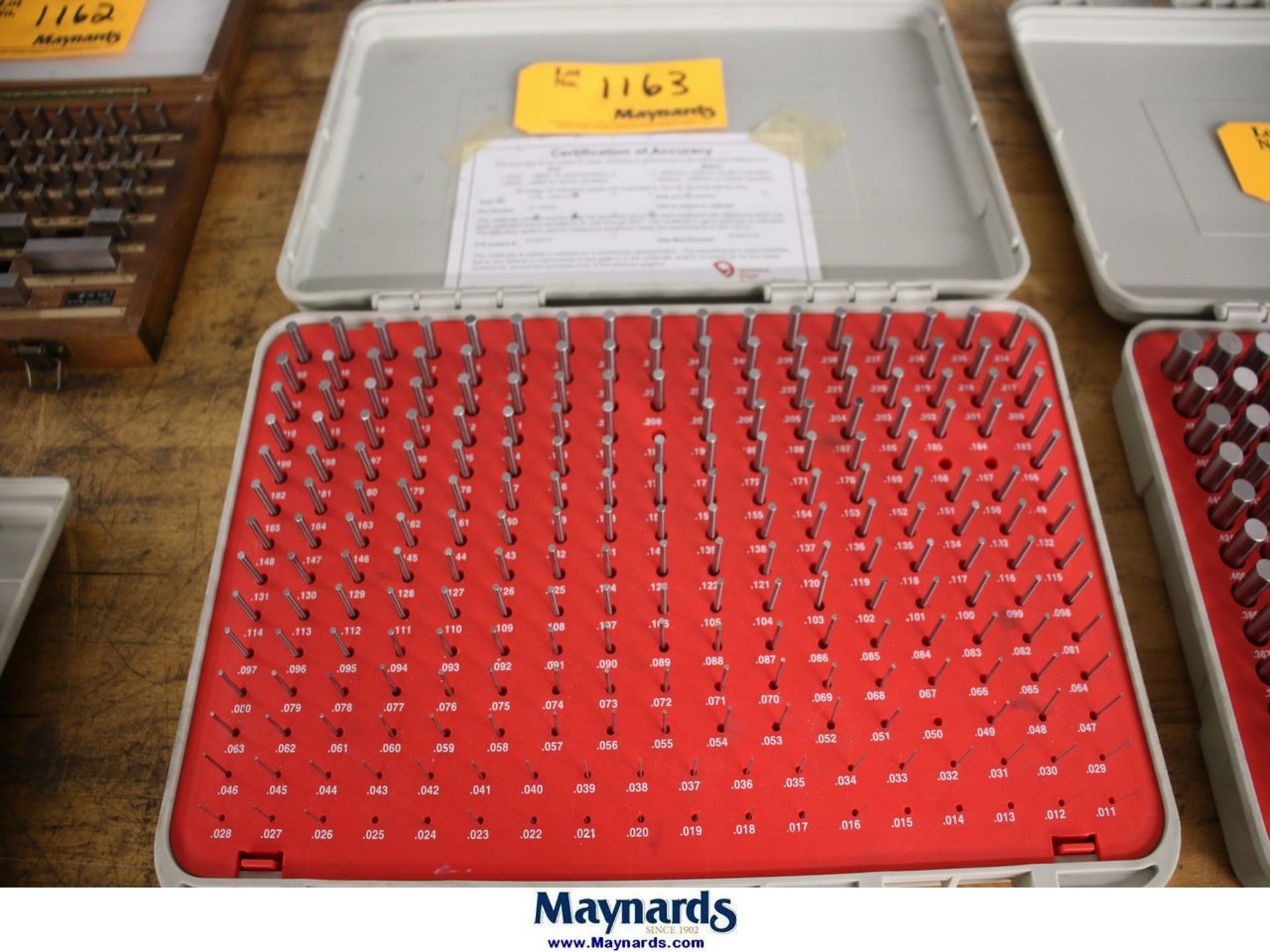 { Group of lots: 1163, 1164, 1165, 1166, 1167, 1168, 1169, 1170 } Gage ...