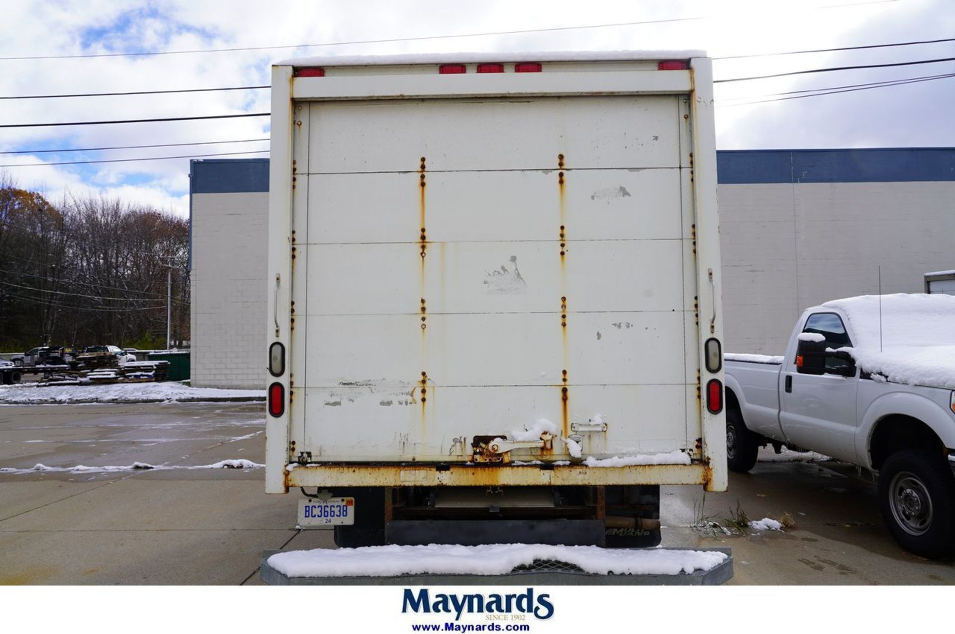 Ford Heavy Duty E-450 Cube Van