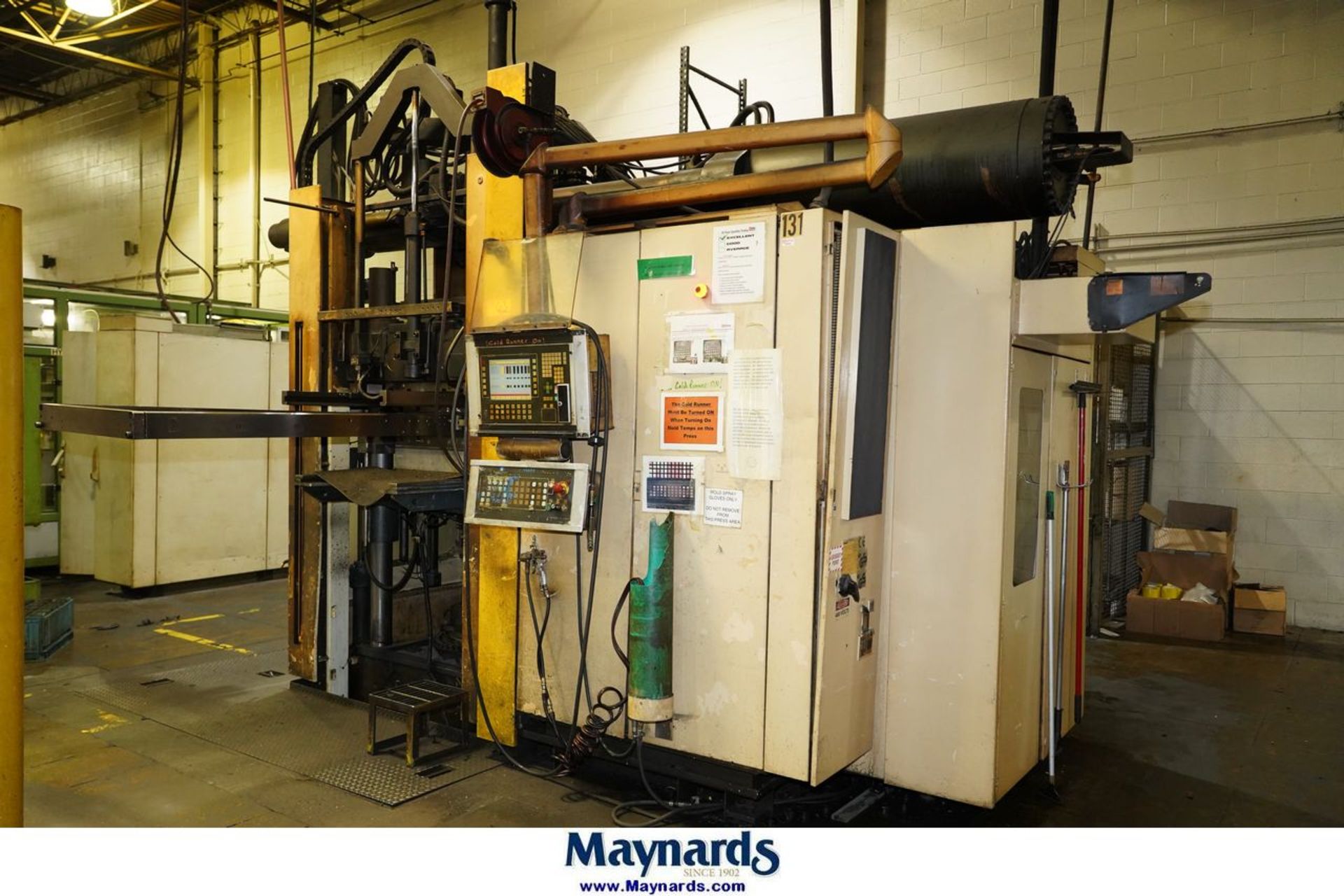 2002 Desma .400 ZO B750 500 Ton Vertical Rubber Injection Molding ...