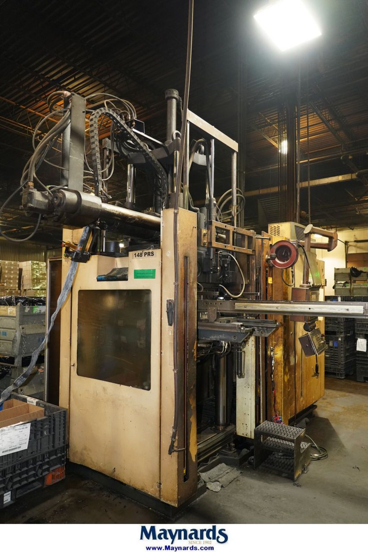 2003 Desma .400 ZO B750 500 Ton Vertical Rubber Injection Molding ...