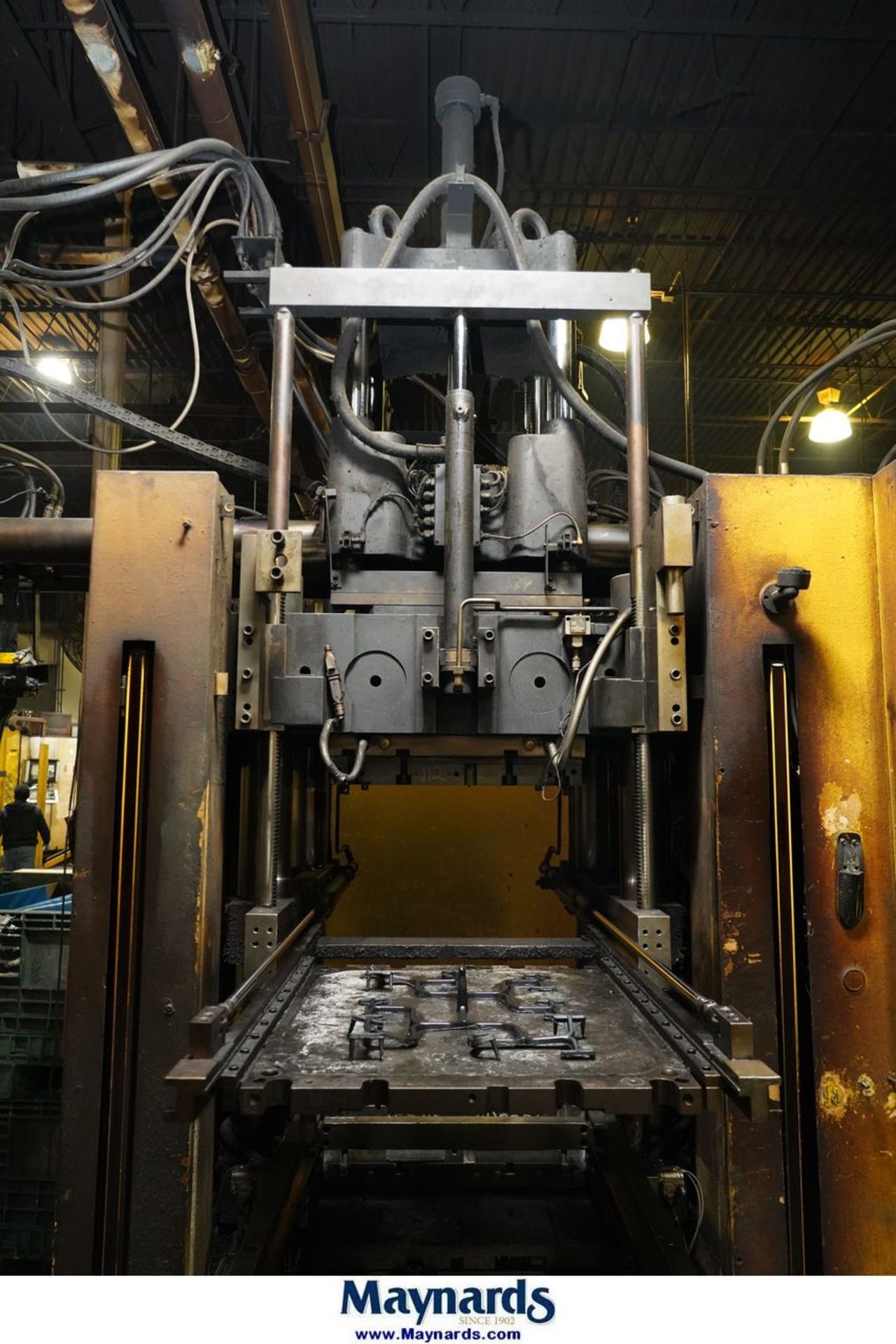 2003 Desma 968.400 ZO B750 500 Ton Vertical Rubber Injection Molding ...