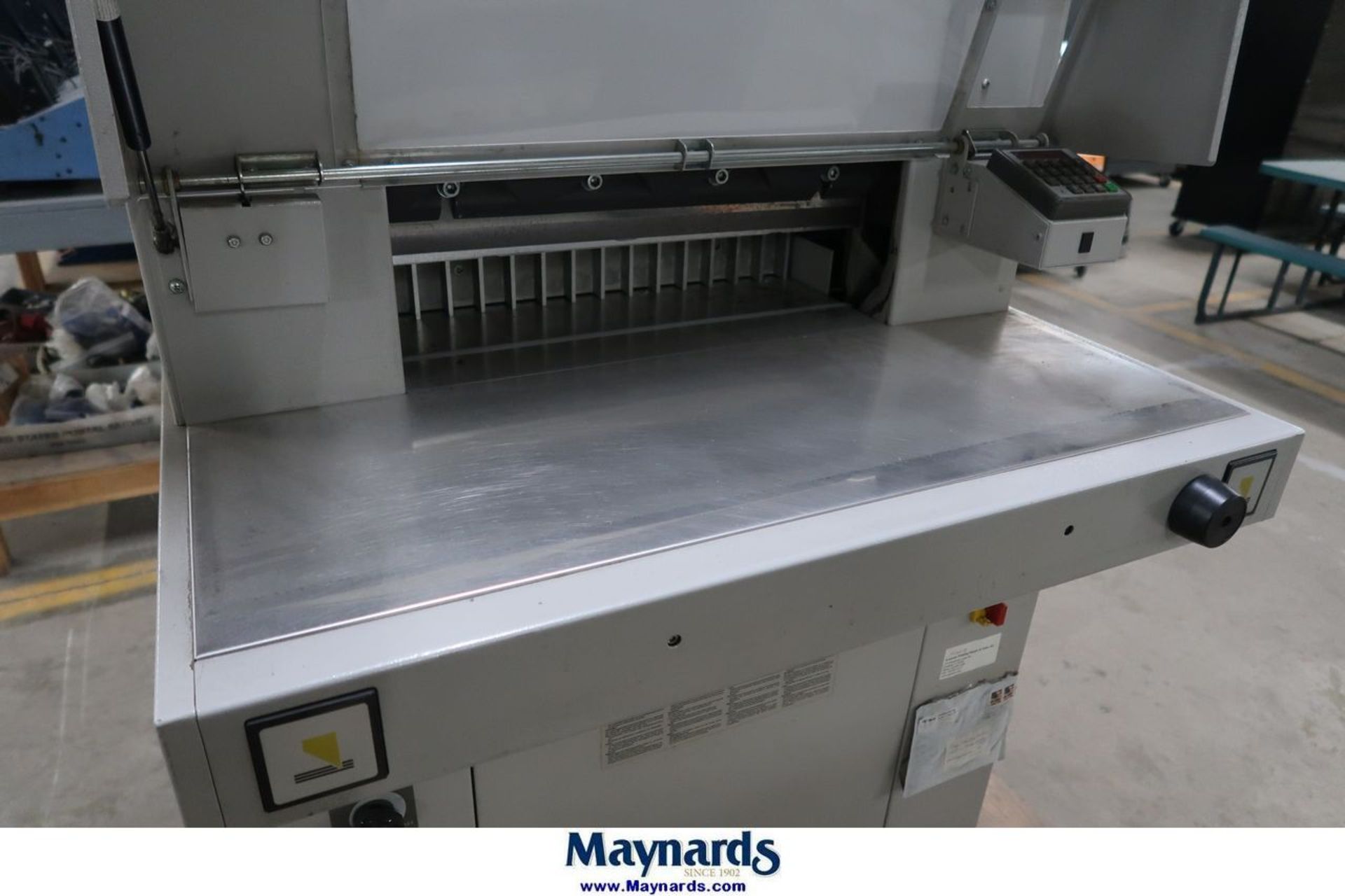 2001 Triumph 5550-EP Paper Cutter 2001 Triumph 5550-EP Paper Cutter, 21 ...