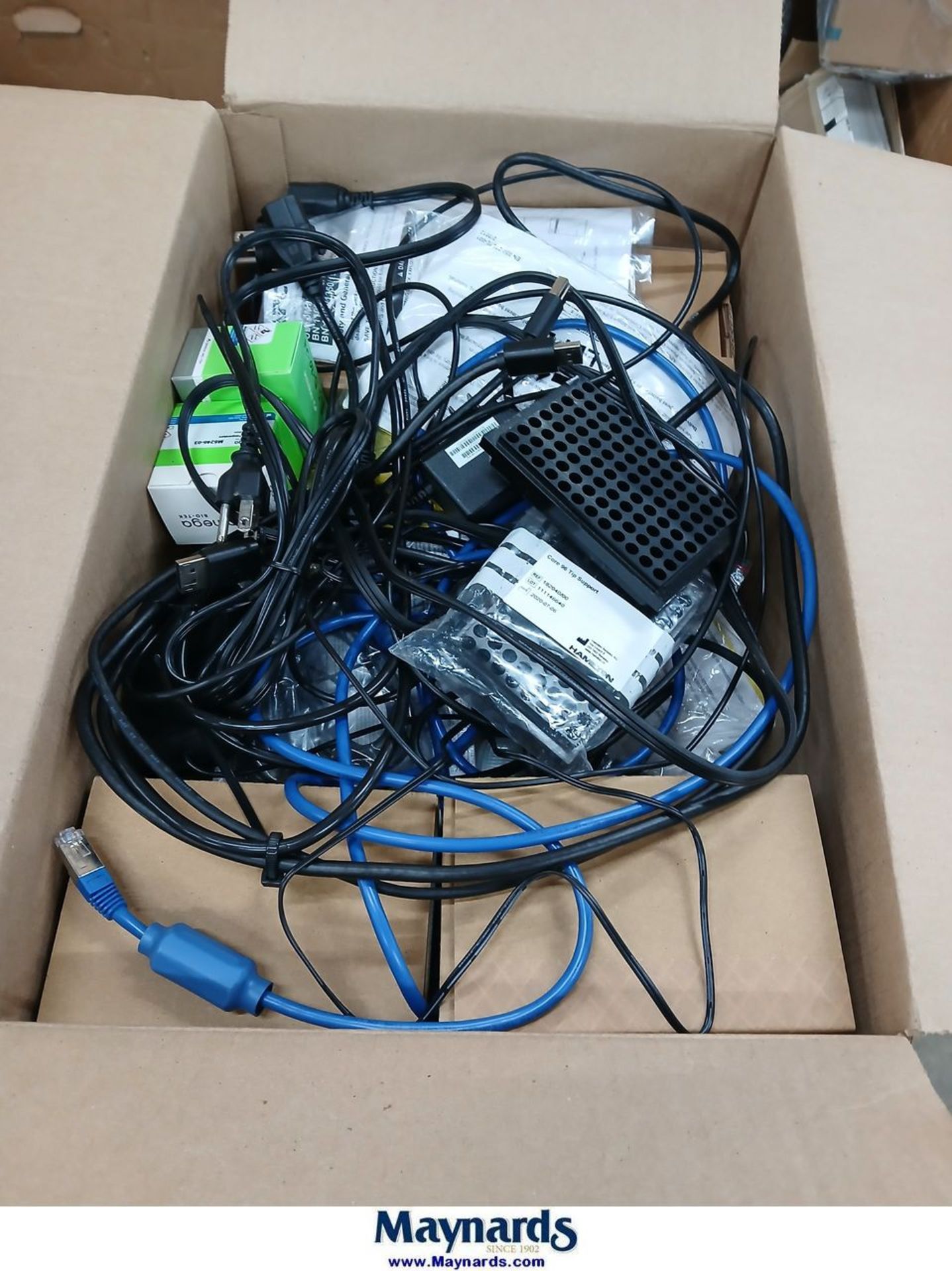 Hamilton Microlab Star Liquid Handling robot ; w/ Box of Accessories ...