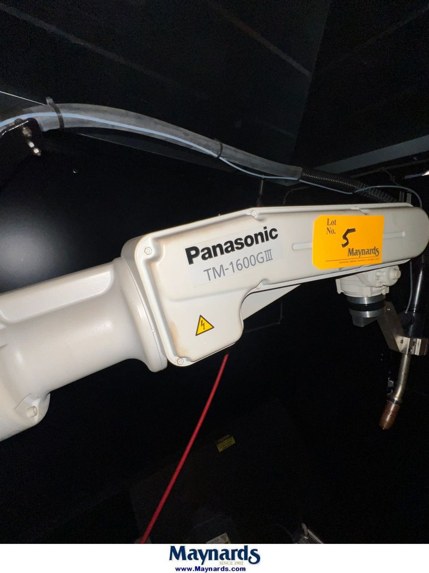 2019 MILLER PERFORM ARC ROBOTIC WELDING SYSTEM WITH SERVO DRIVEN ...