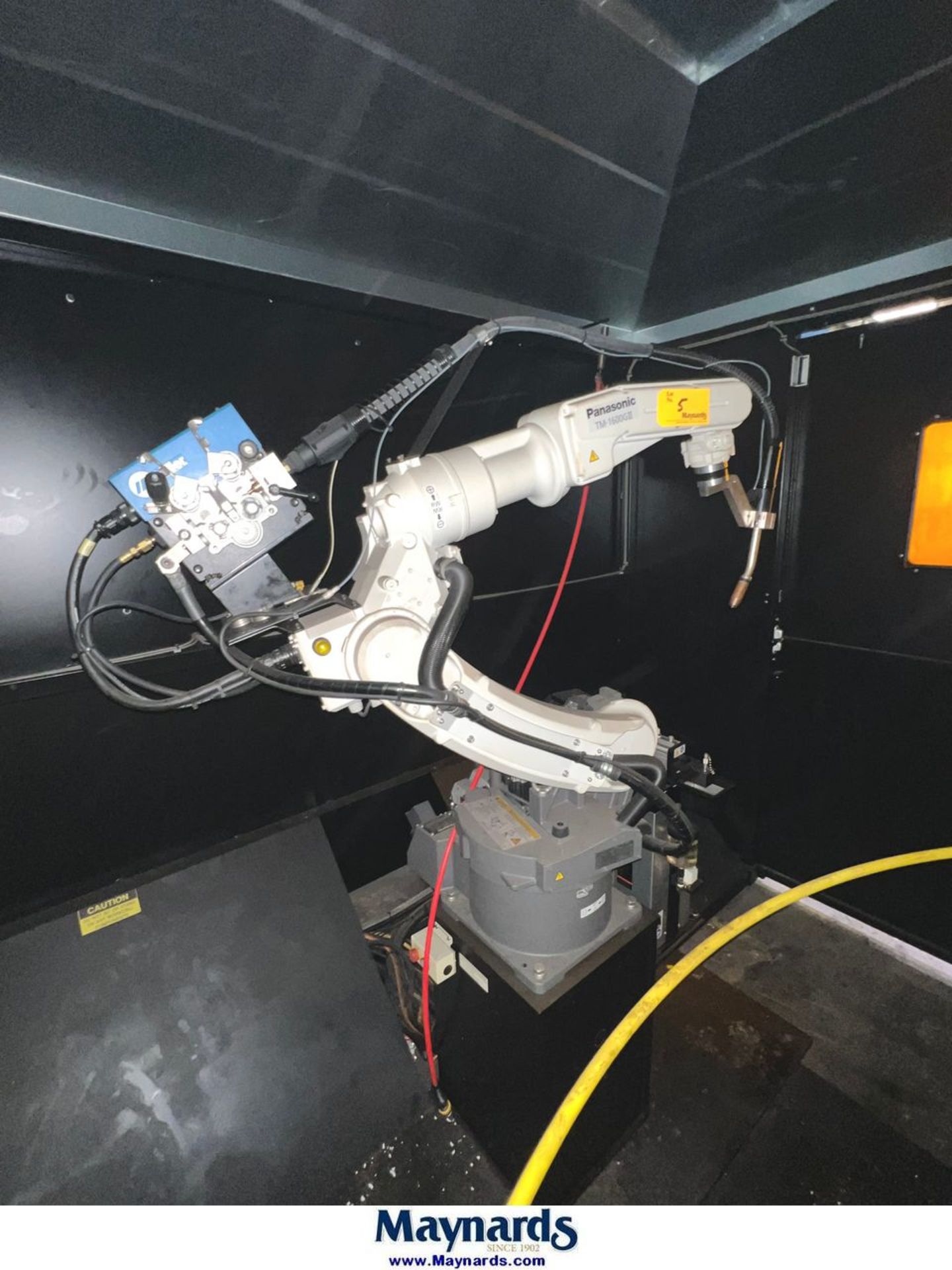 2019 MILLER PERFORM ARC ROBOTIC WELDING SYSTEM WITH SERVO DRIVEN ...