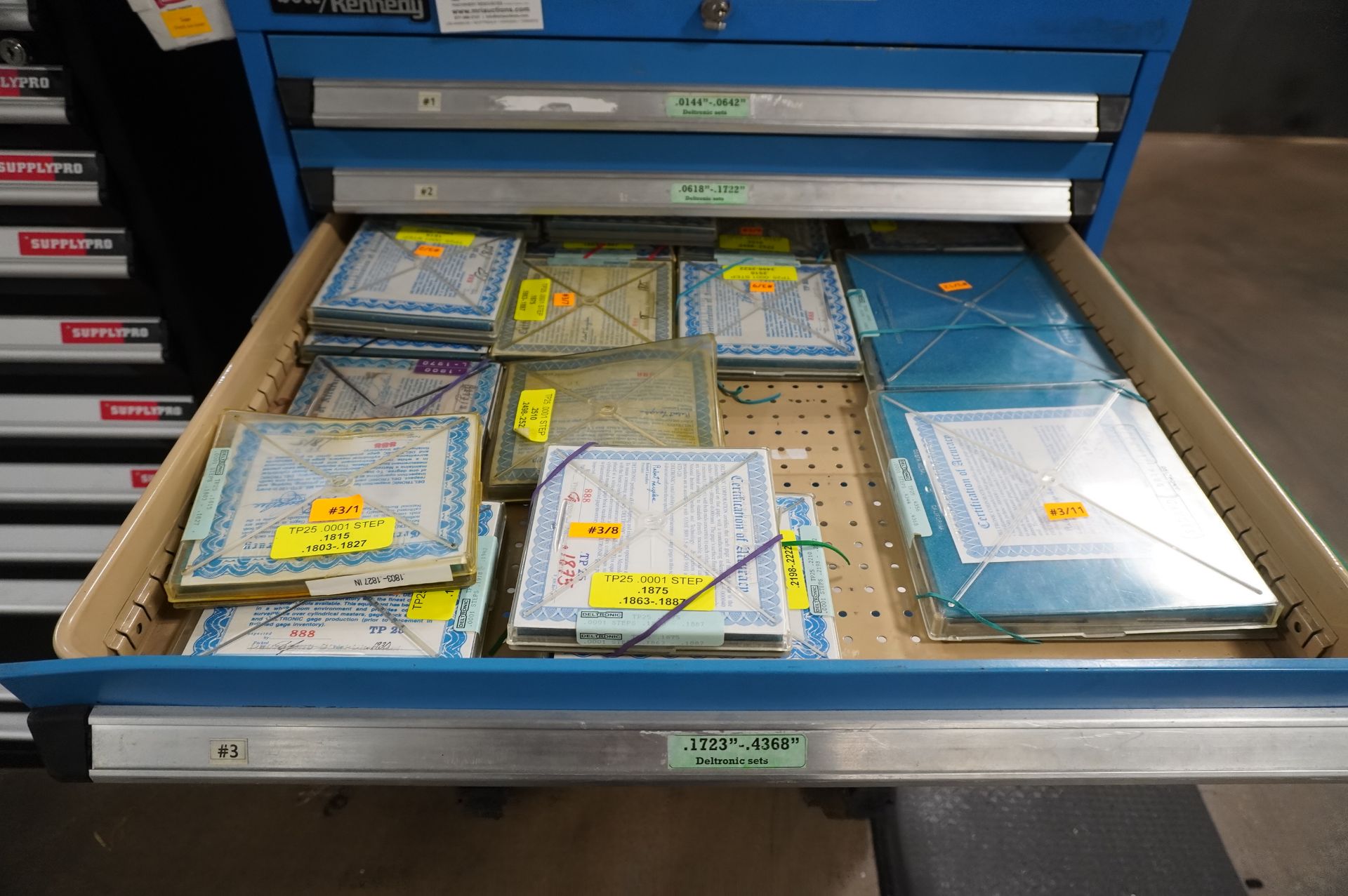 BOTT KENNEDY HEAVY DUTY ROLLING CABINET WITH CONTENTS TO INCLUDE: LARGE ...