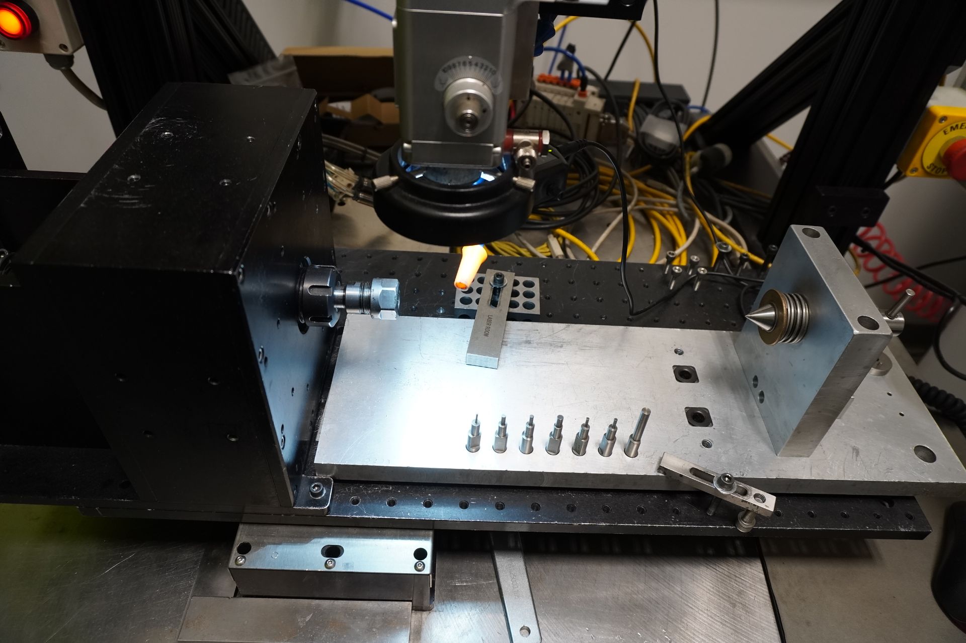 LASER MECH LASER TUBE WELDING STATION WITH CNC COMPUTER WITH VOYTEK ...